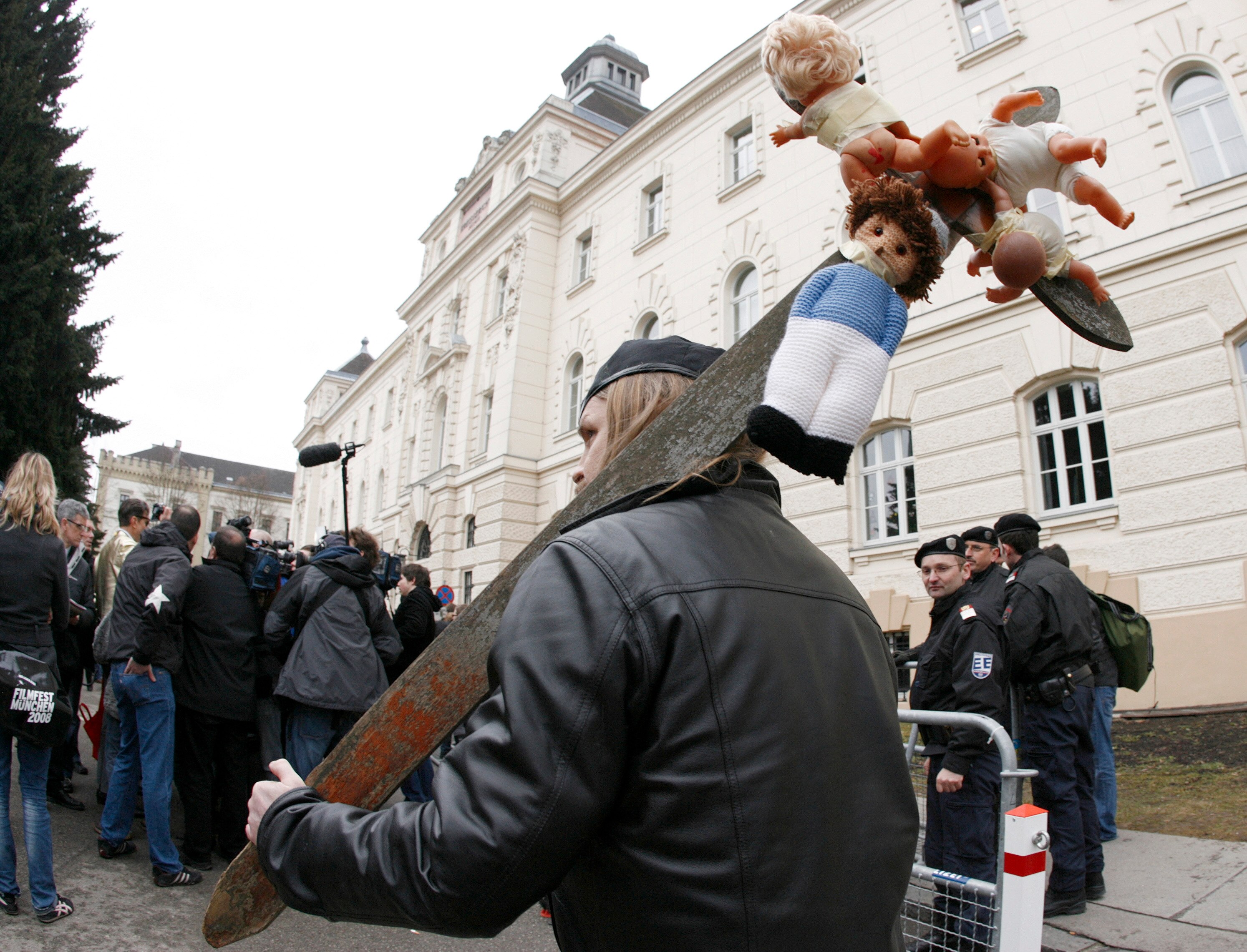 Lawyer says Josef Fritzl, Austrian father who imprisoned his daughter ...