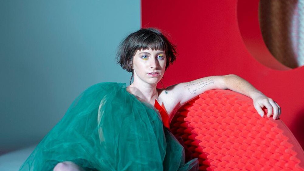 IAN SWEET's kaleidoscopic shoegaze + crate digging goes to the Operaa ...