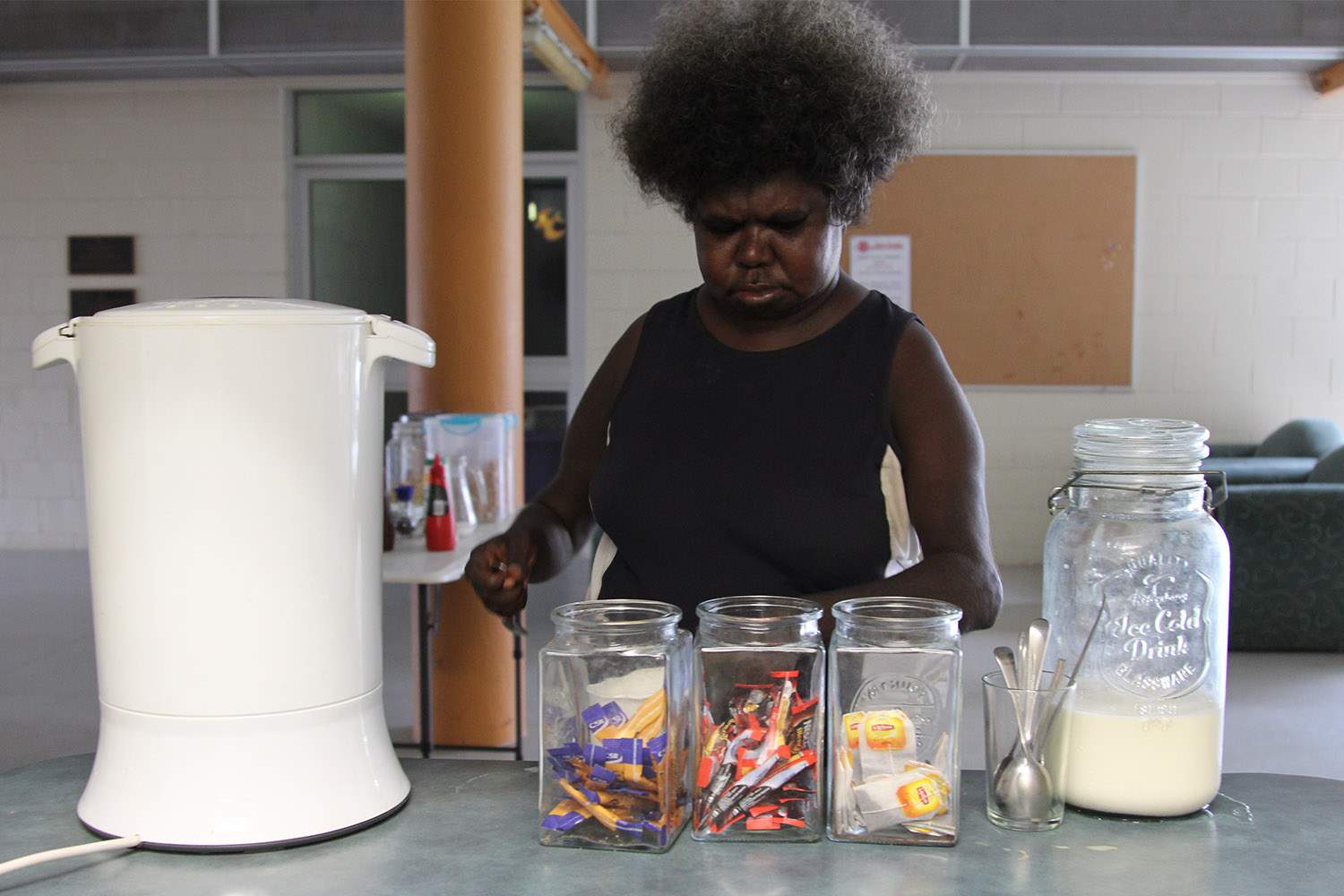 Darwin Salvos' free breakfast service serves up more than just hot meal ...