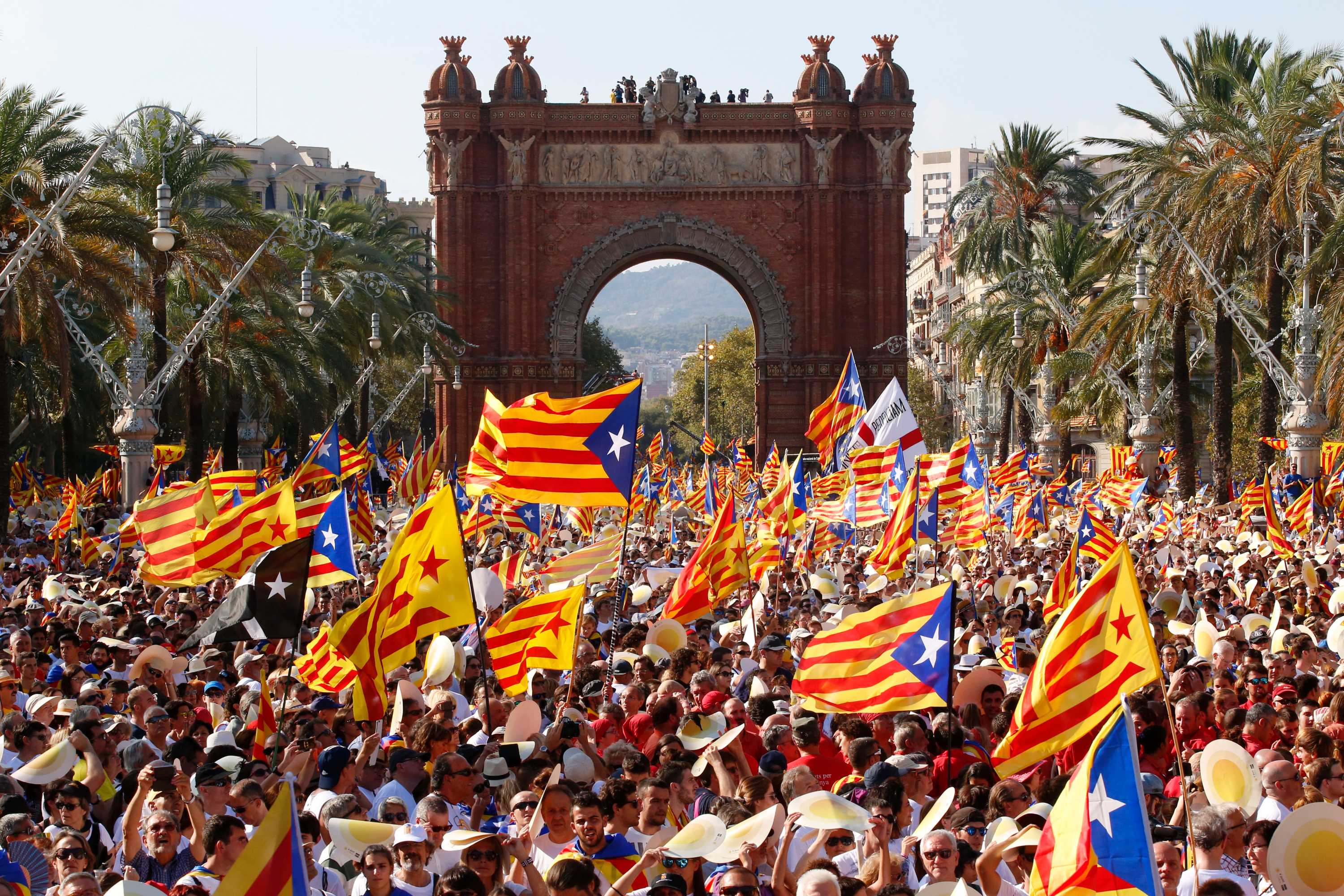 Catalan independence: Hundreds of thousands rally to demand break with ...