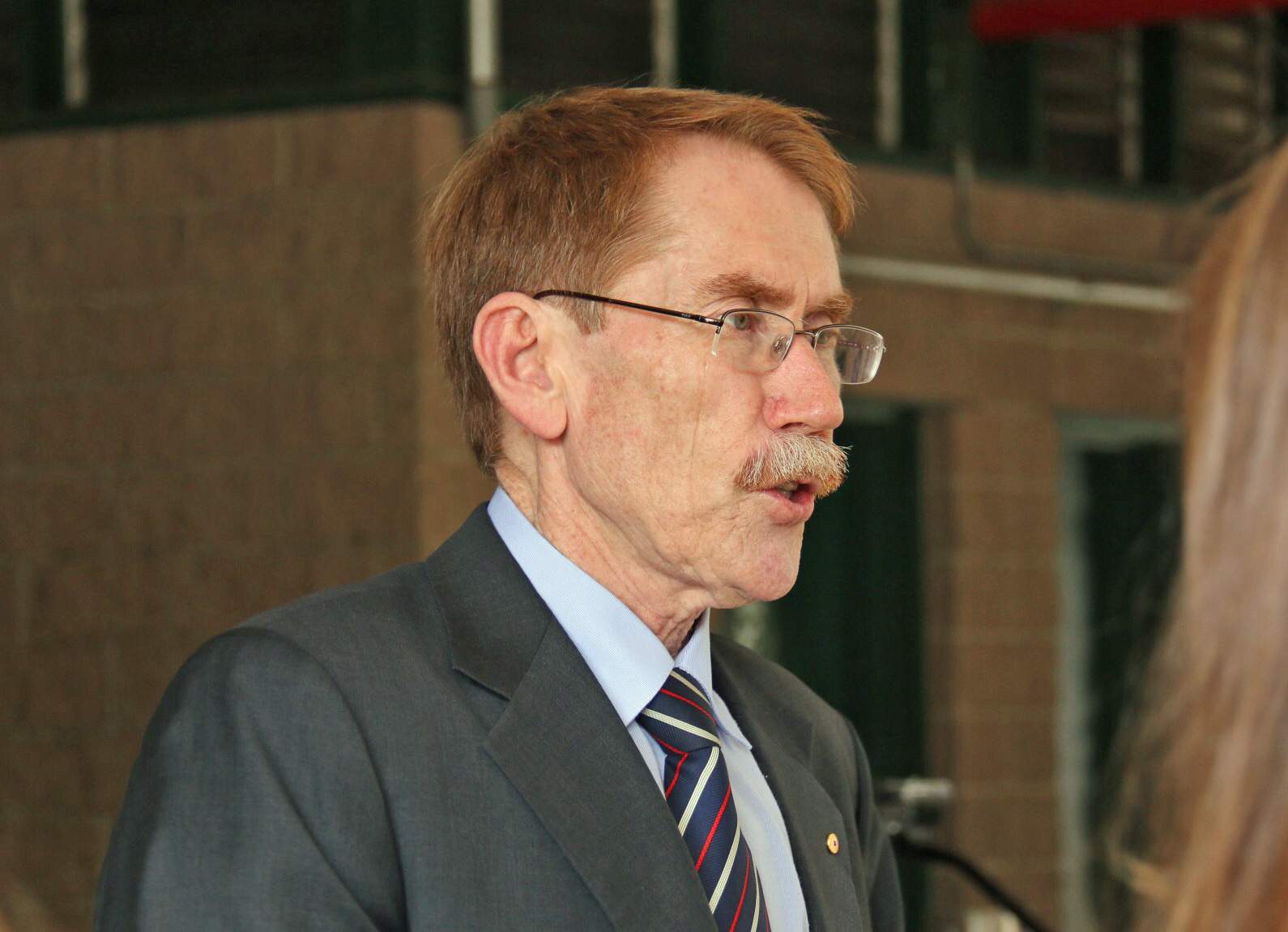 ANU vice-chancellor Professor Ian Young to step down from role in 2016 ...