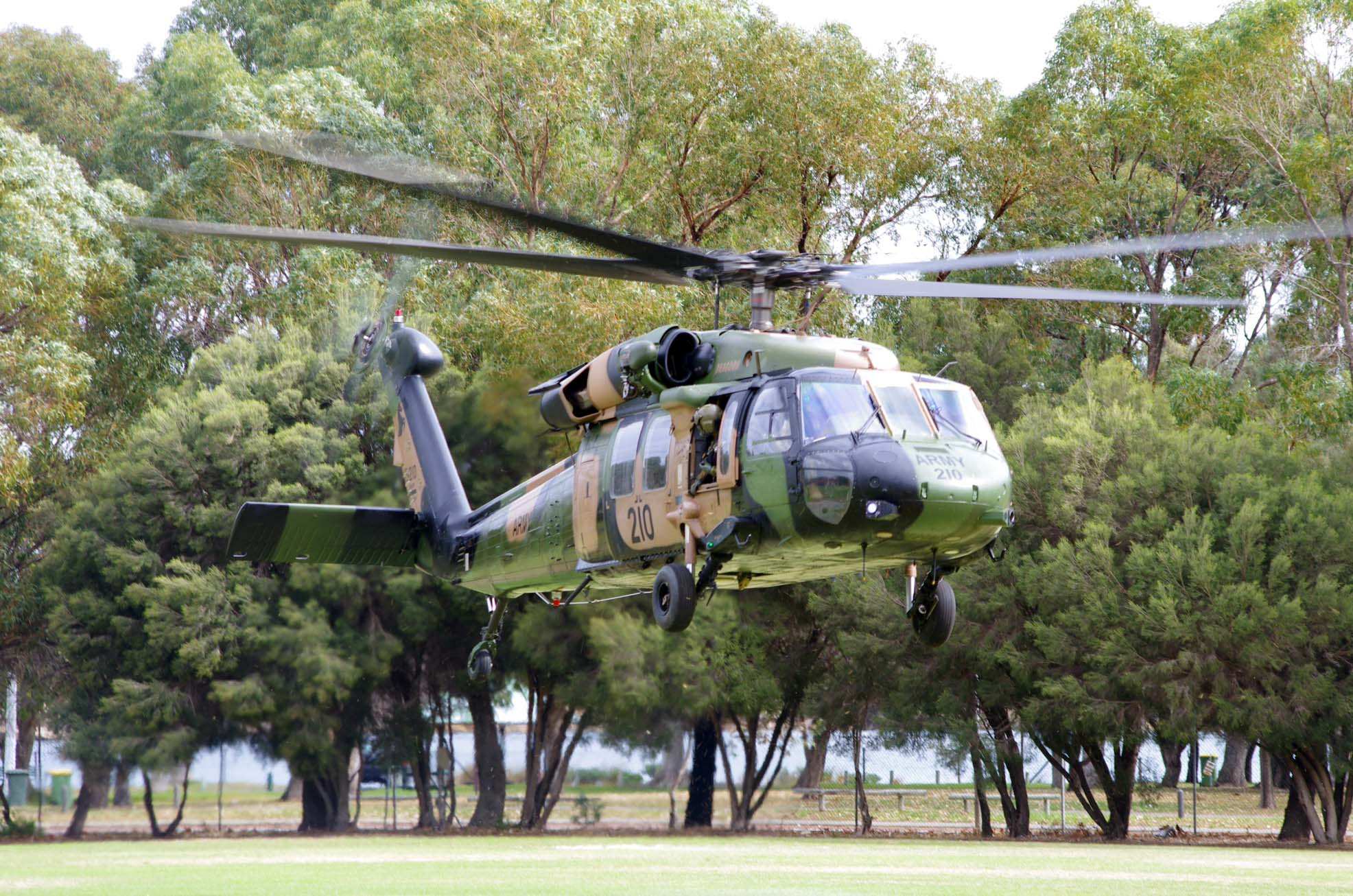 Black Hawks deployed in Perth counter-terrorism exercise - ABC News