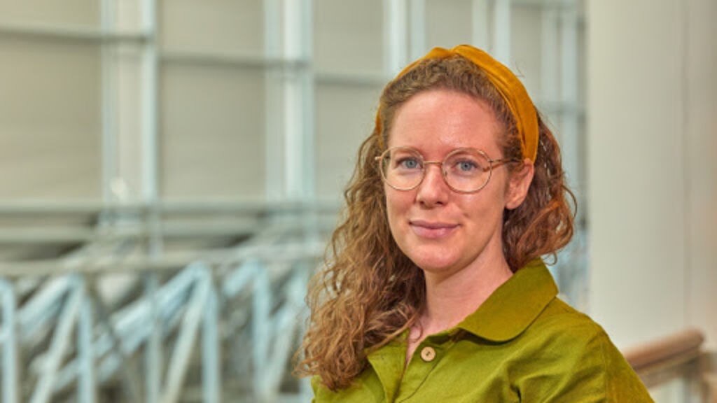 After years keeping it hidden, Fiona is embracing her Deaf identity ...