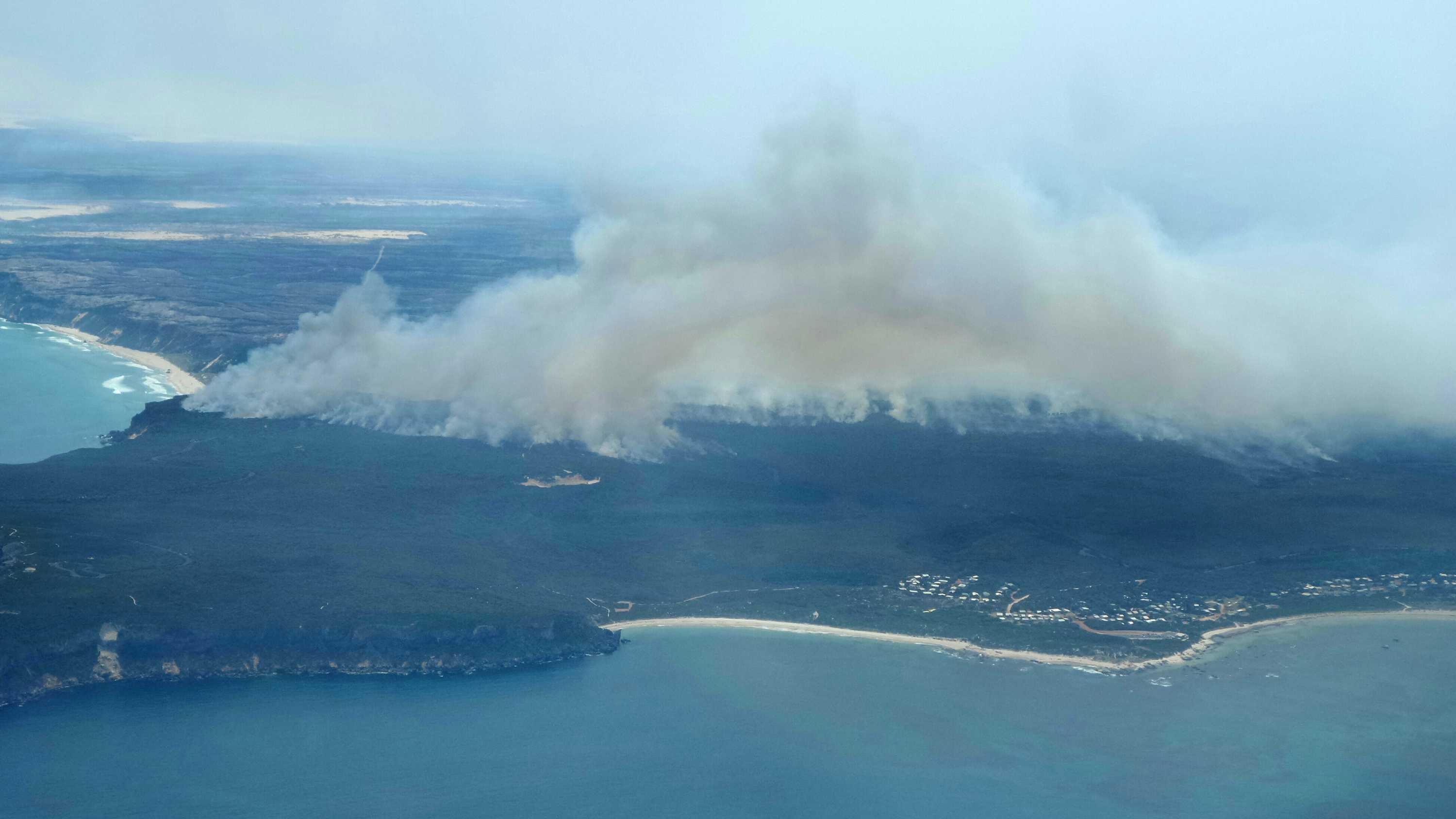 WA bushfires: Residents refusing to evacuate told crews will not risk ...