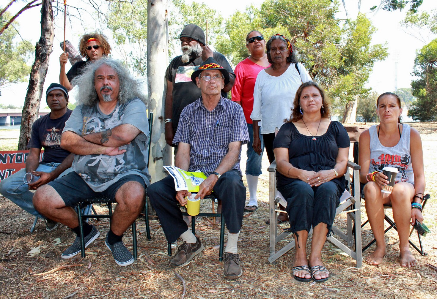 Tent embassy protestors defy move-on notice - ABC News