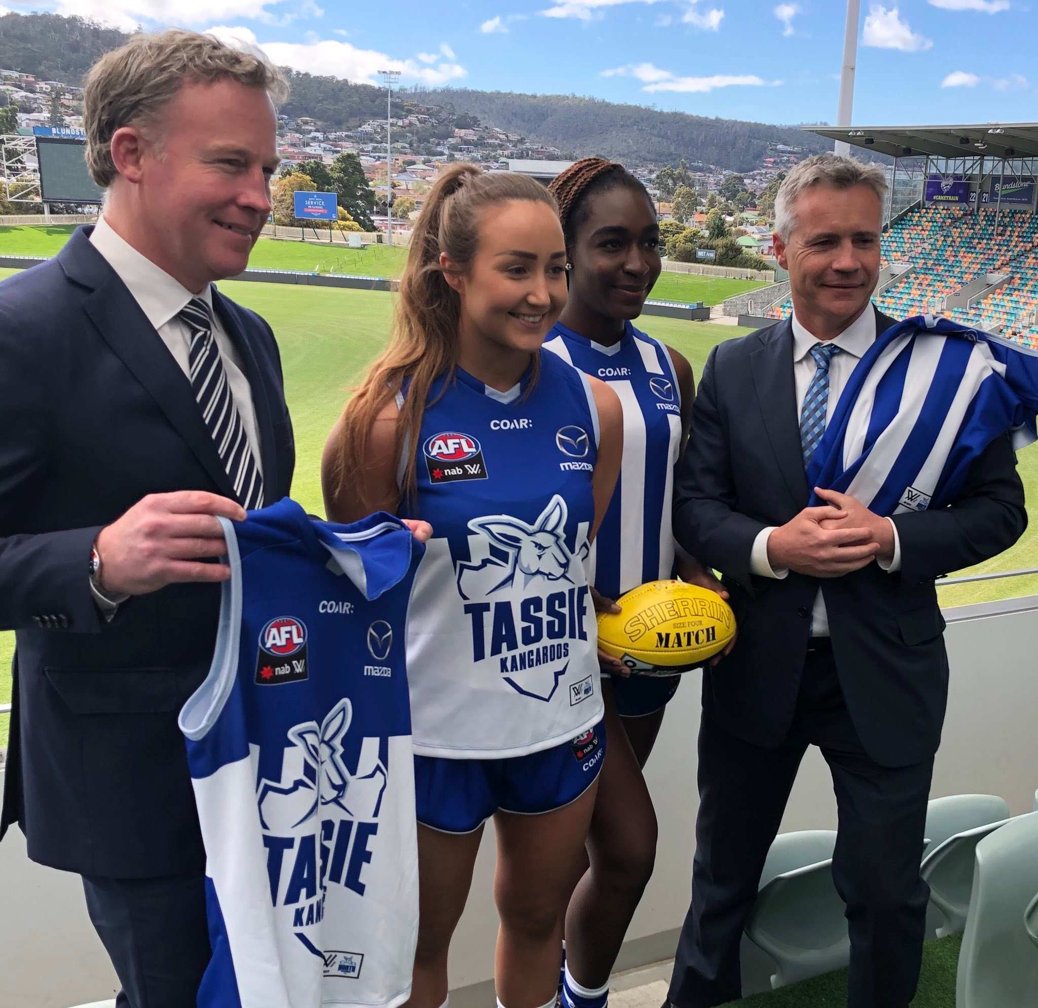 AFLW: Tasmania Kangaroos fans not sold over North Melbourne name - ABC News