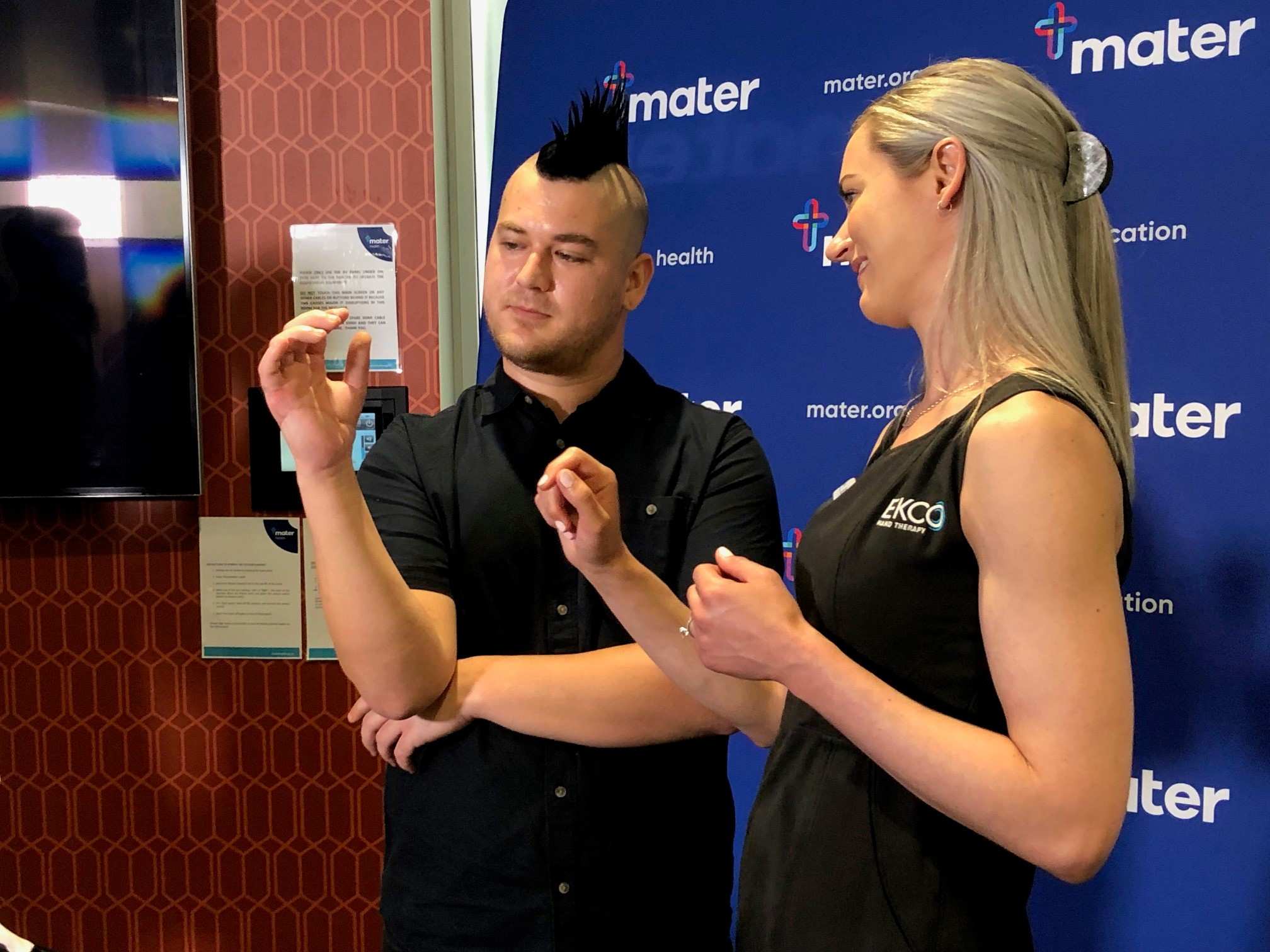 Queensland man has severed hand reattached in rare surgery - ABC News