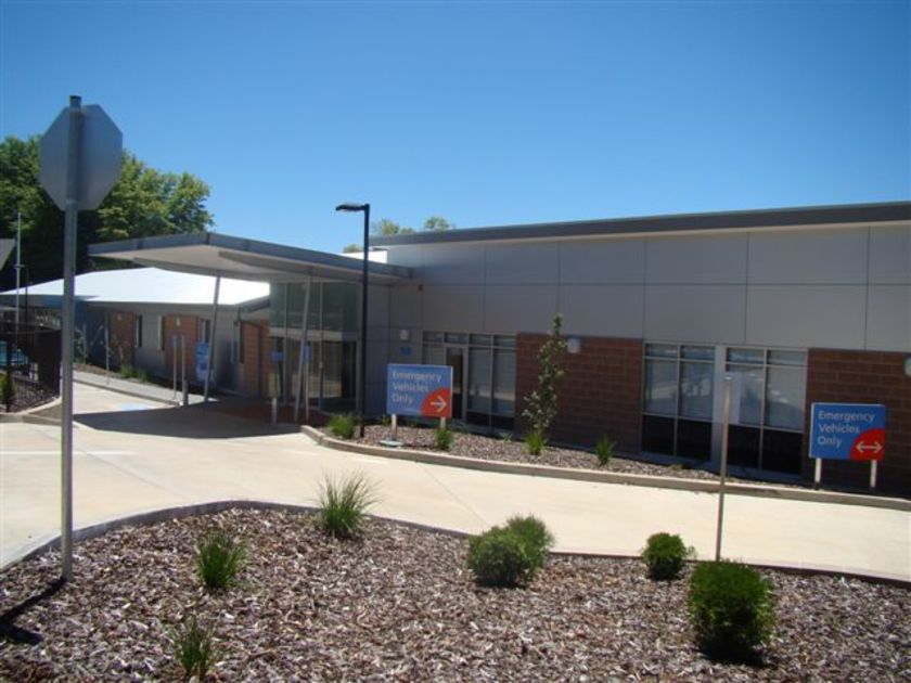 Nurses refuse to admit patients to Batlow hospital on safety grounds ...