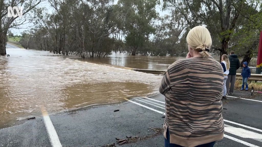 Floods in Axedale - ABC News