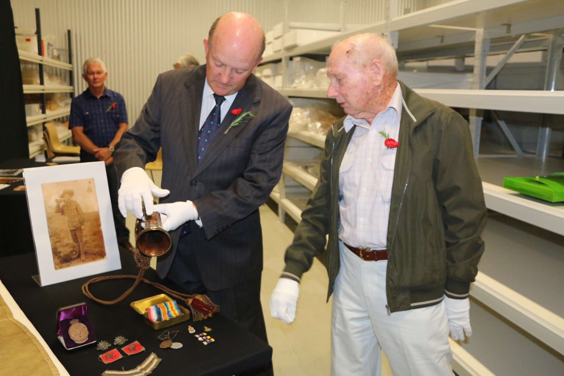 Historic Gallipoli flag returned to Perth via Canada - ABC News