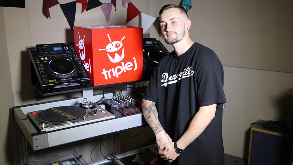 Friday Mix: JDG - triple j