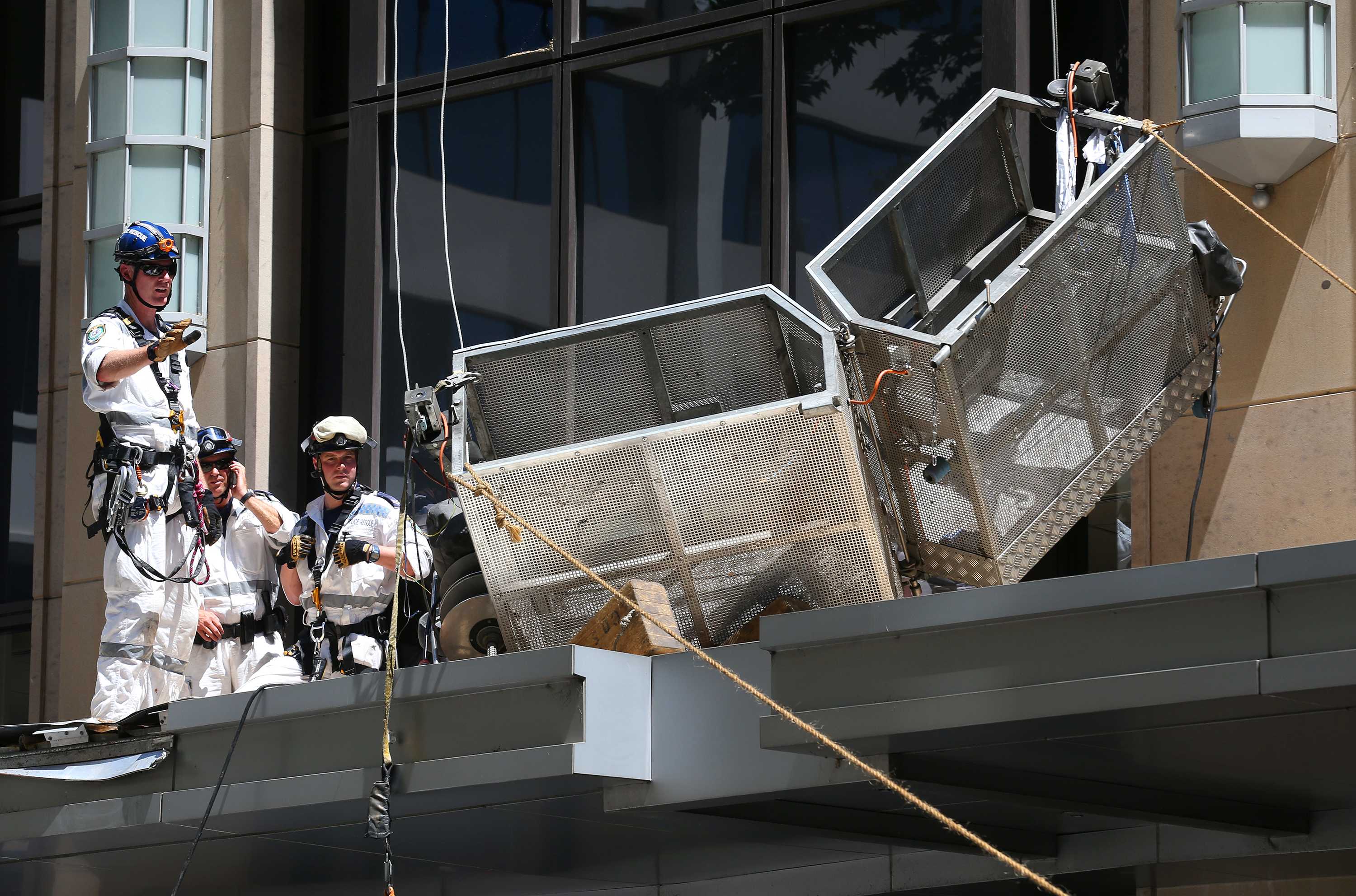 Sydney window cleaning company fined $300k after platform plummets down ...