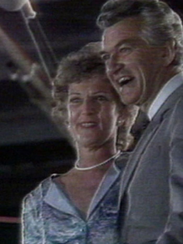 Hawke's daughter makes up with his wife - ABC News