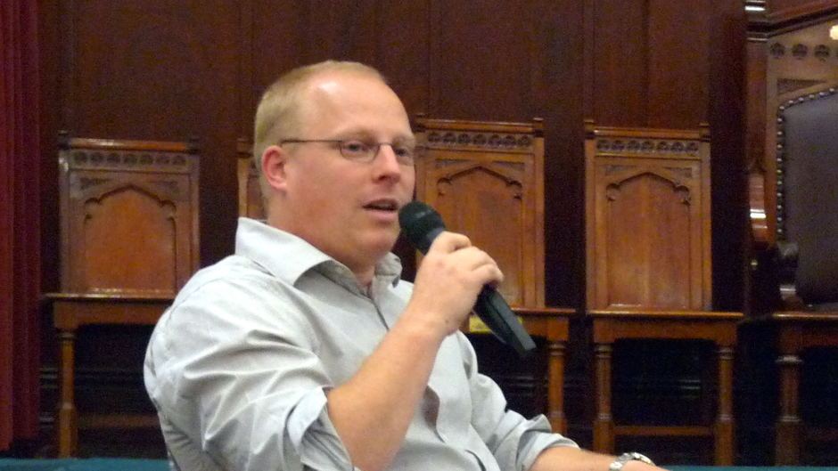 The Interview: Peace Activist Simon Moyle - ABC listen