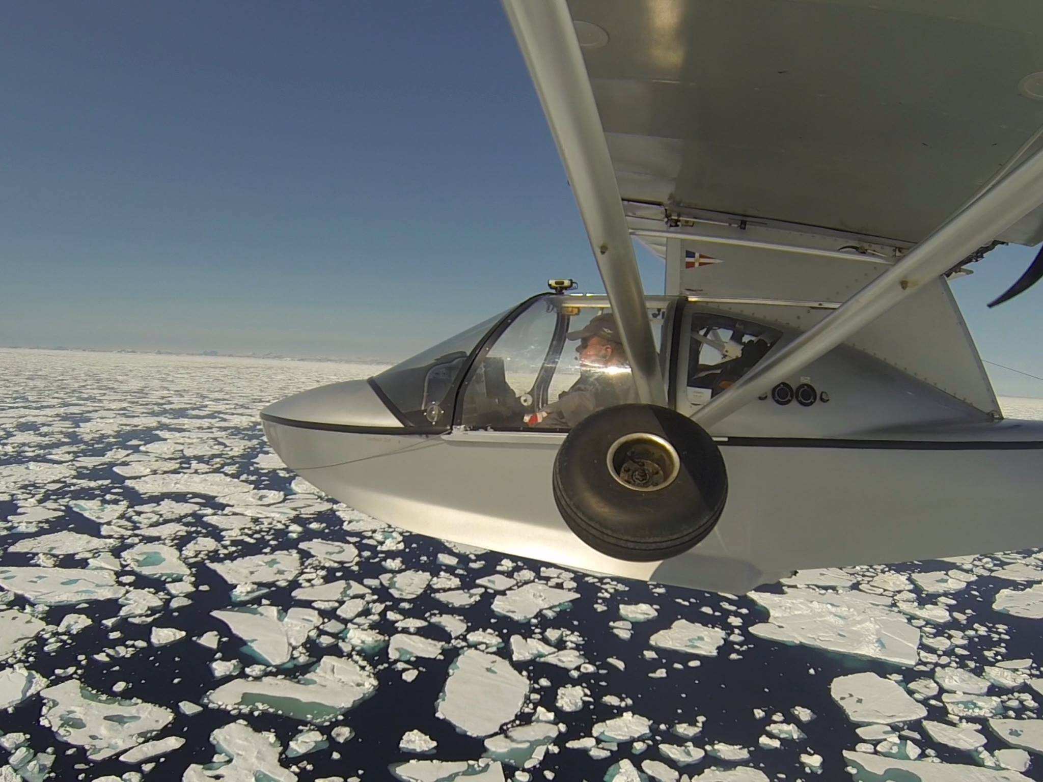 Solo aviator Michael Smith setting off to circumnavigate Australian ...