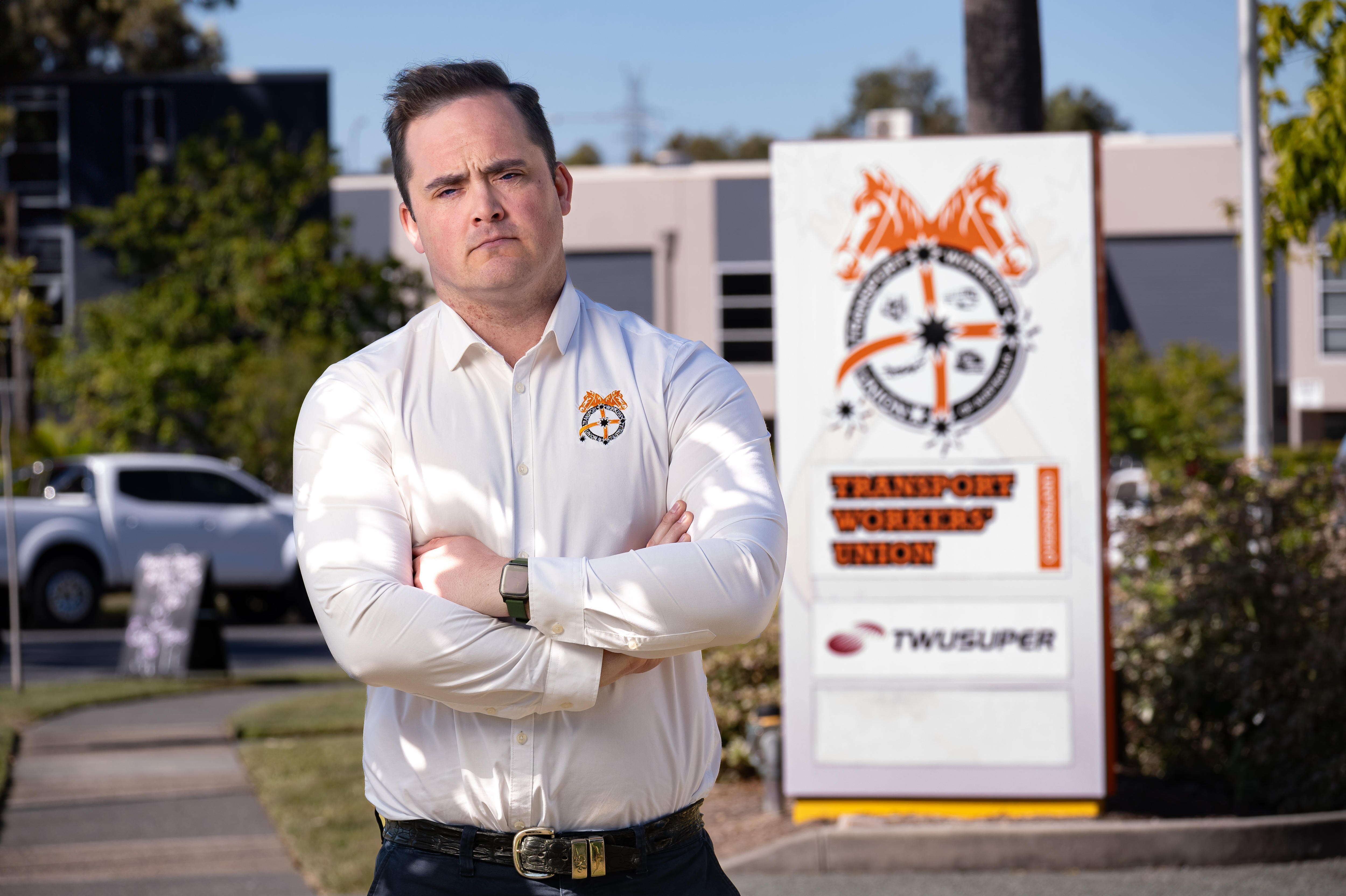 Bus Queensland refuses to hire safety officers as Transport Workers ...