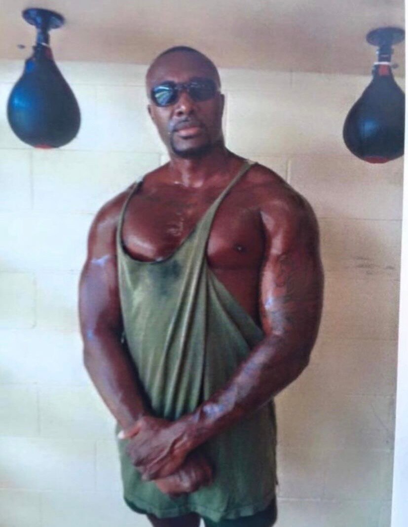 Wayne 'Rabbit' Bartholomew, Jeff Fenech back alleged bikie Robert ...