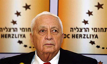 Sharon plans 'Jew free' Gaza - ABC News