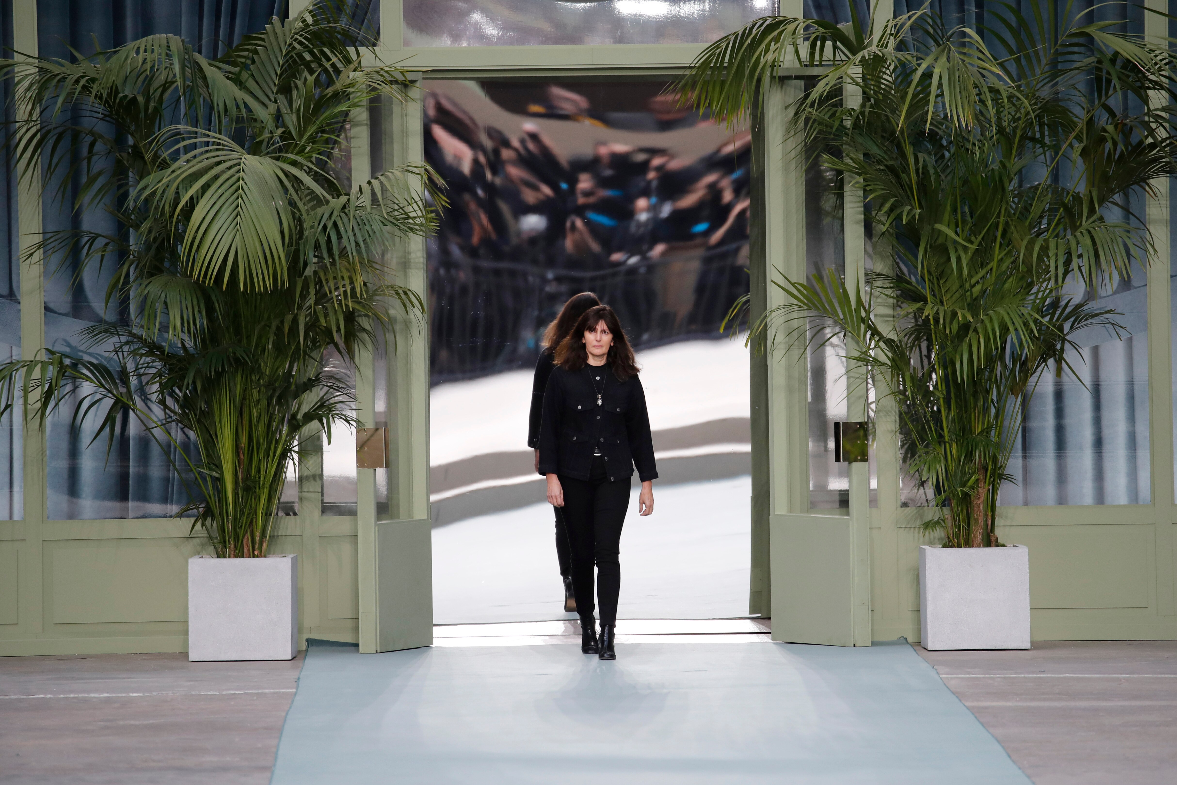 Chanel presents first fashion show since Karl Lagerfeld's death - ABC News