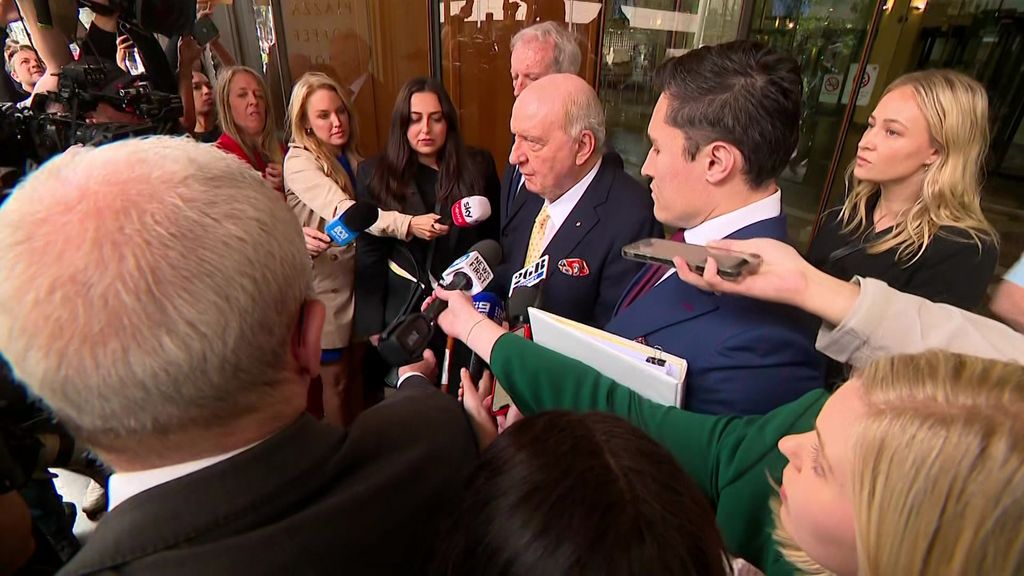 Alan Jones addresses the media outside court - ABC News