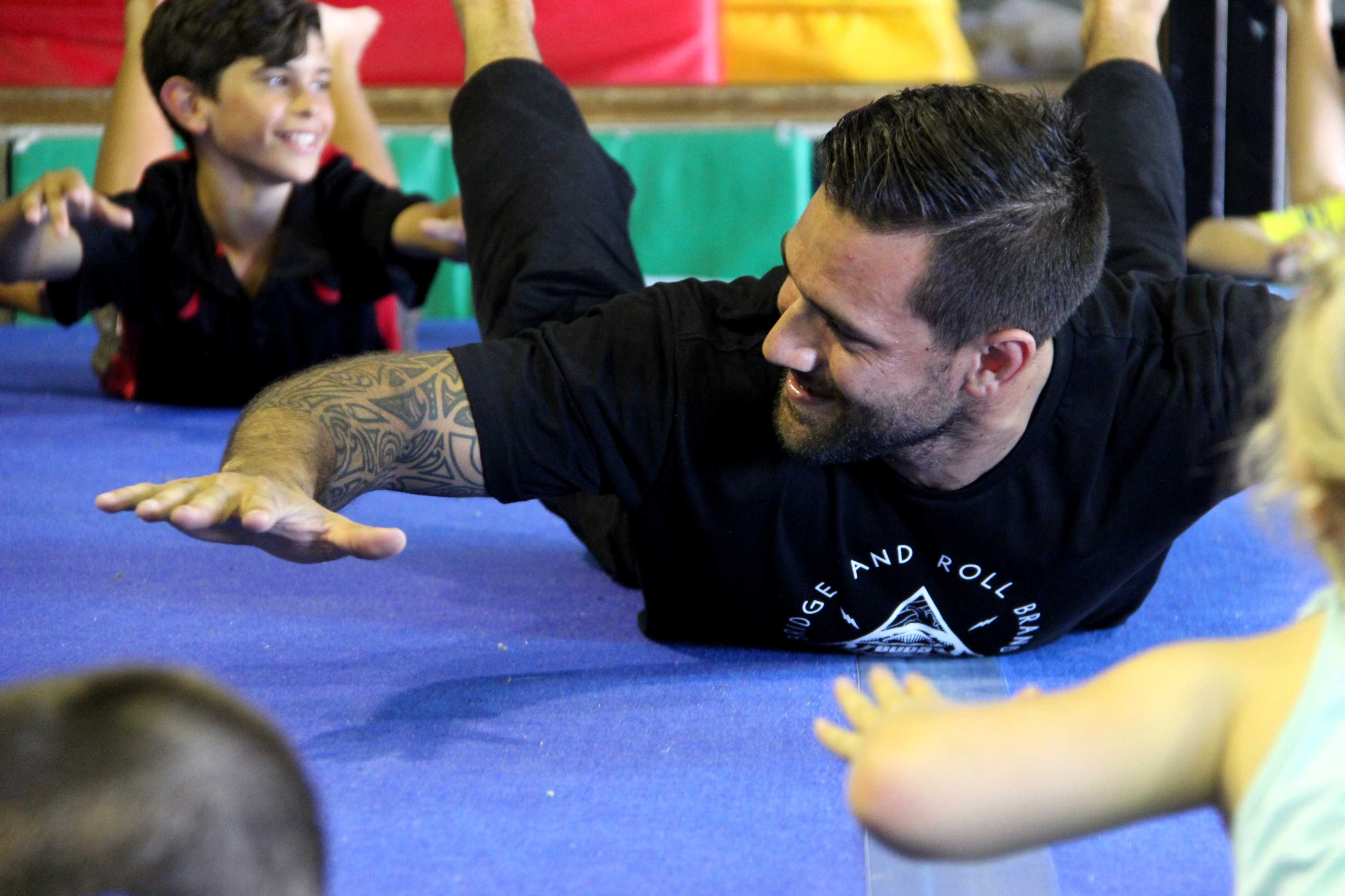 Jiu-jitsu champion David Thomas pays it forward with free classes for ...