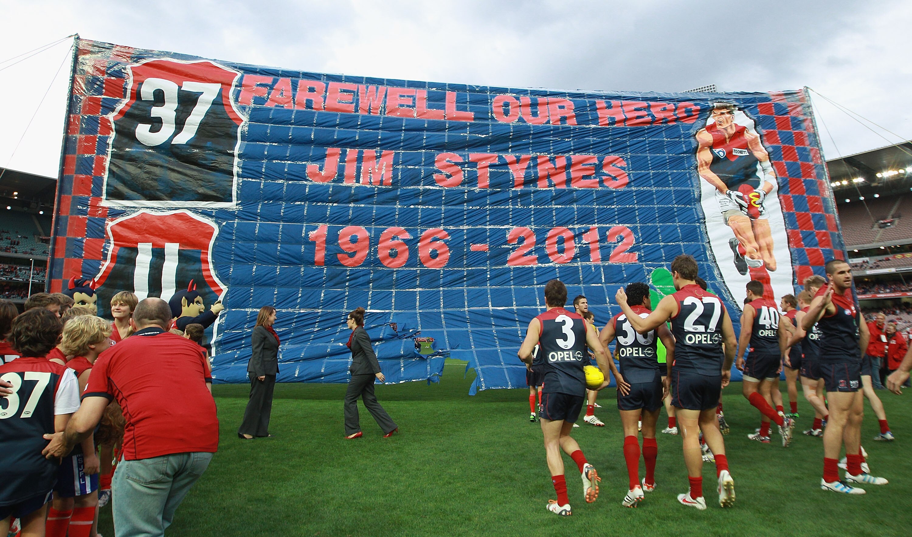 Stynes remembered at MCG - ABC News