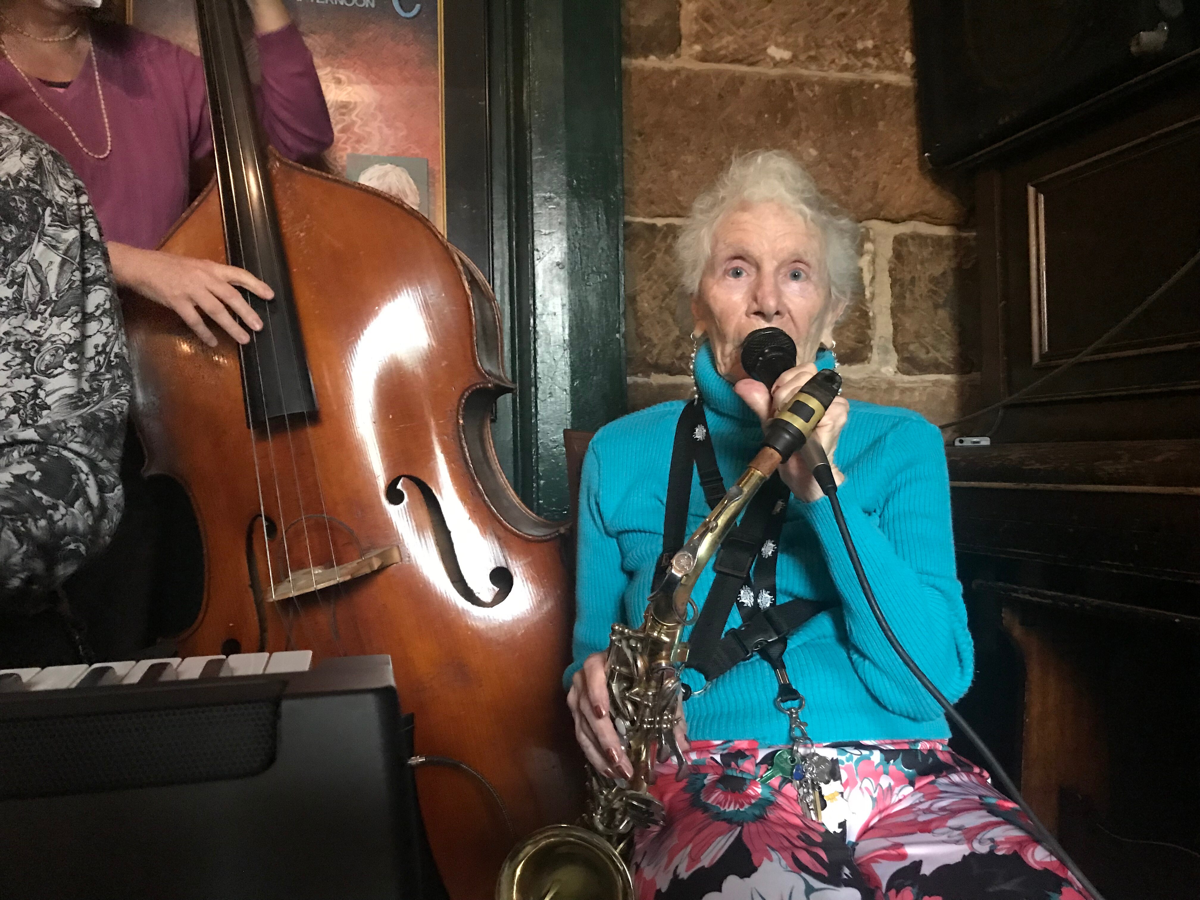 One of Australia's oldest jazz musicians plays on - ABC listen