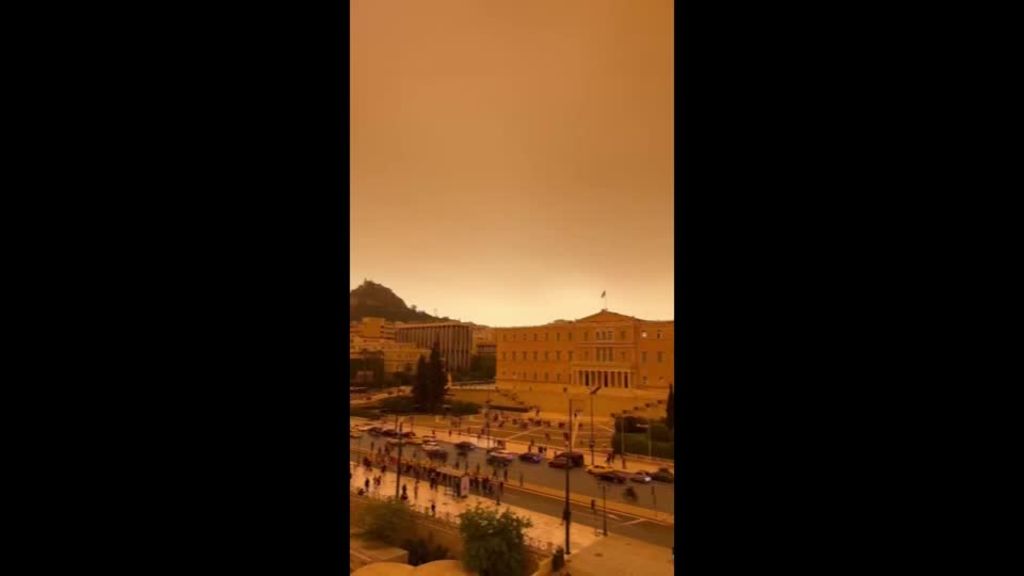 Dust from North Africa covers the city of Athens - ABC News