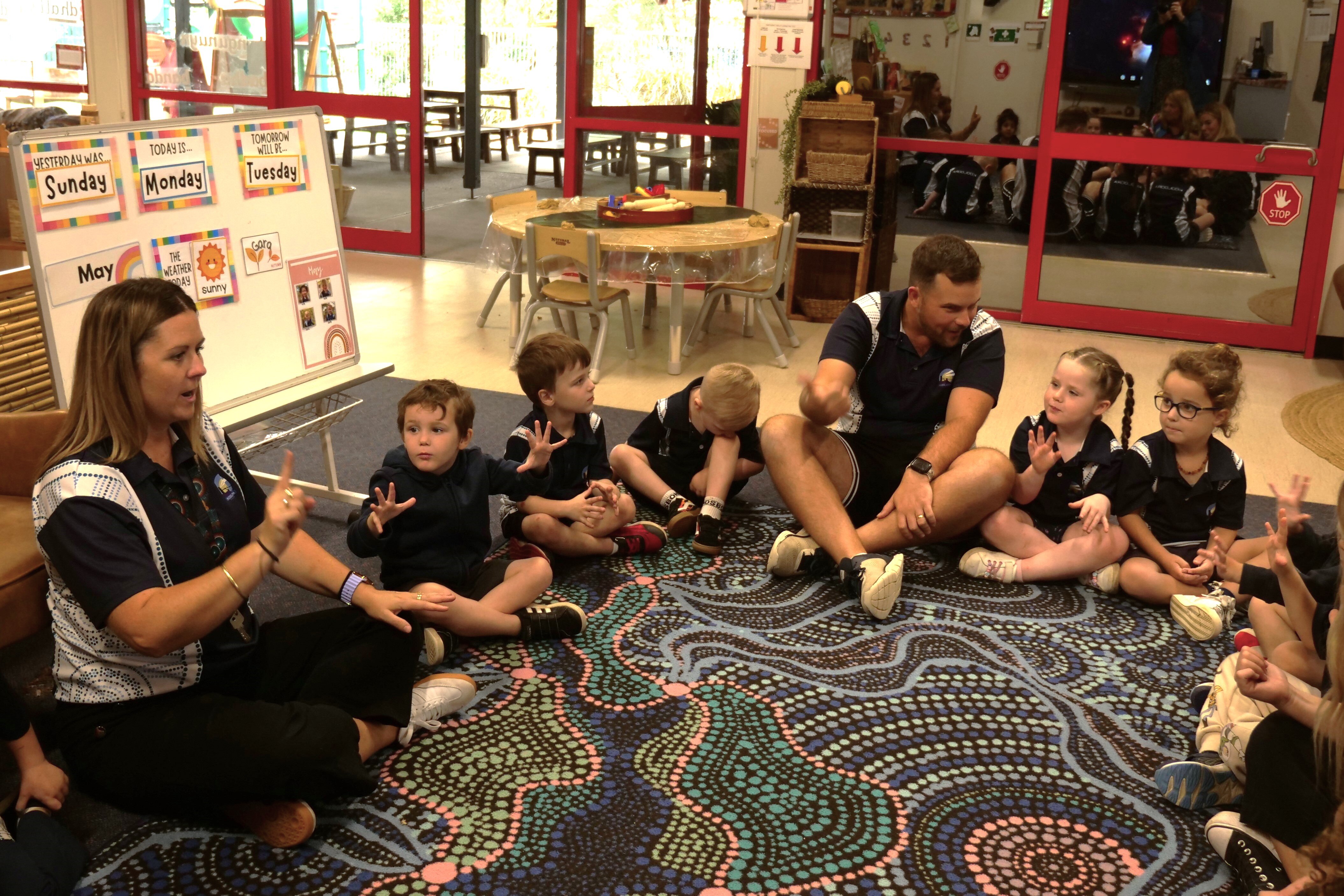 Preschool groups time - ABC News