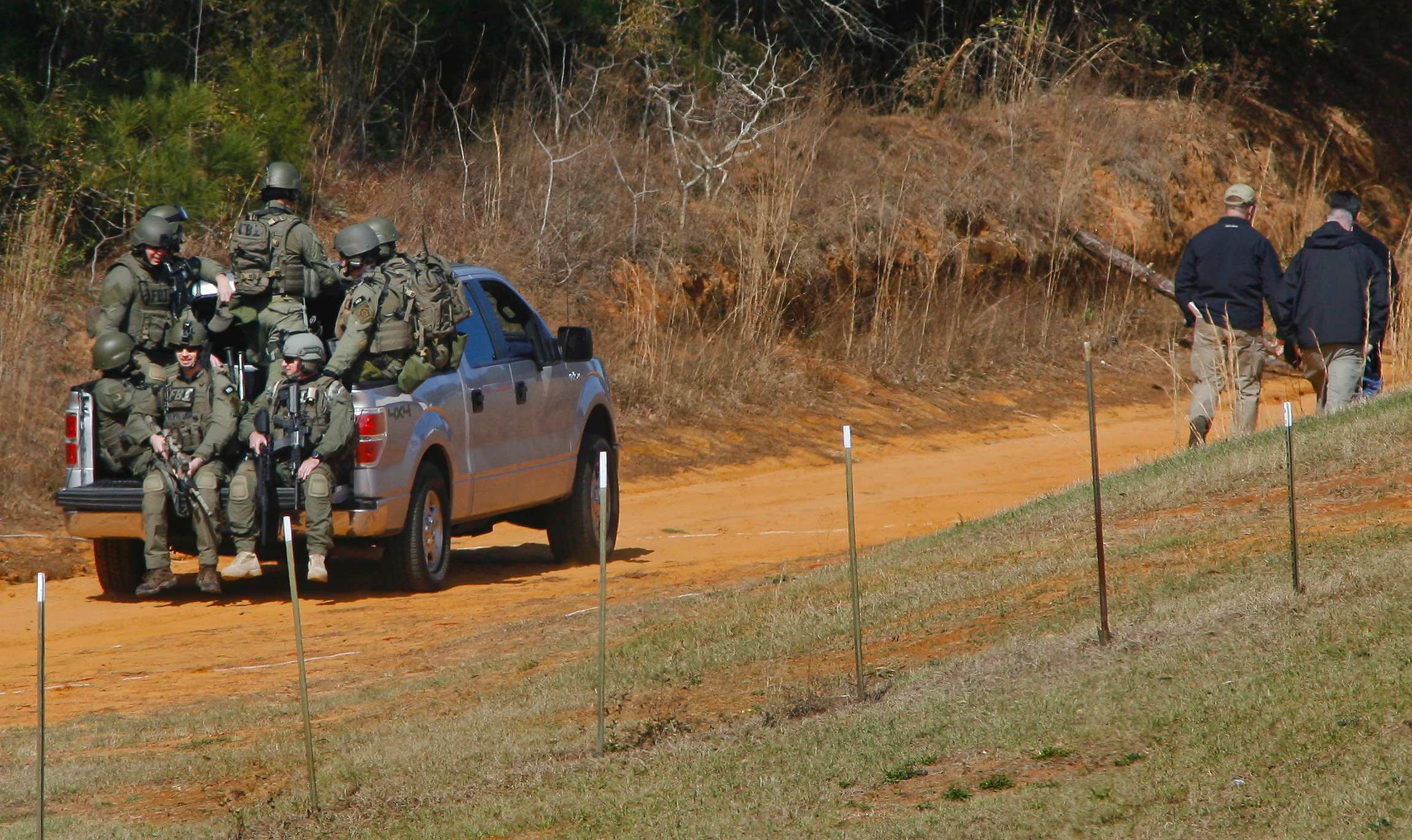Alabama stand-off continues with boy held in bunker - ABC News