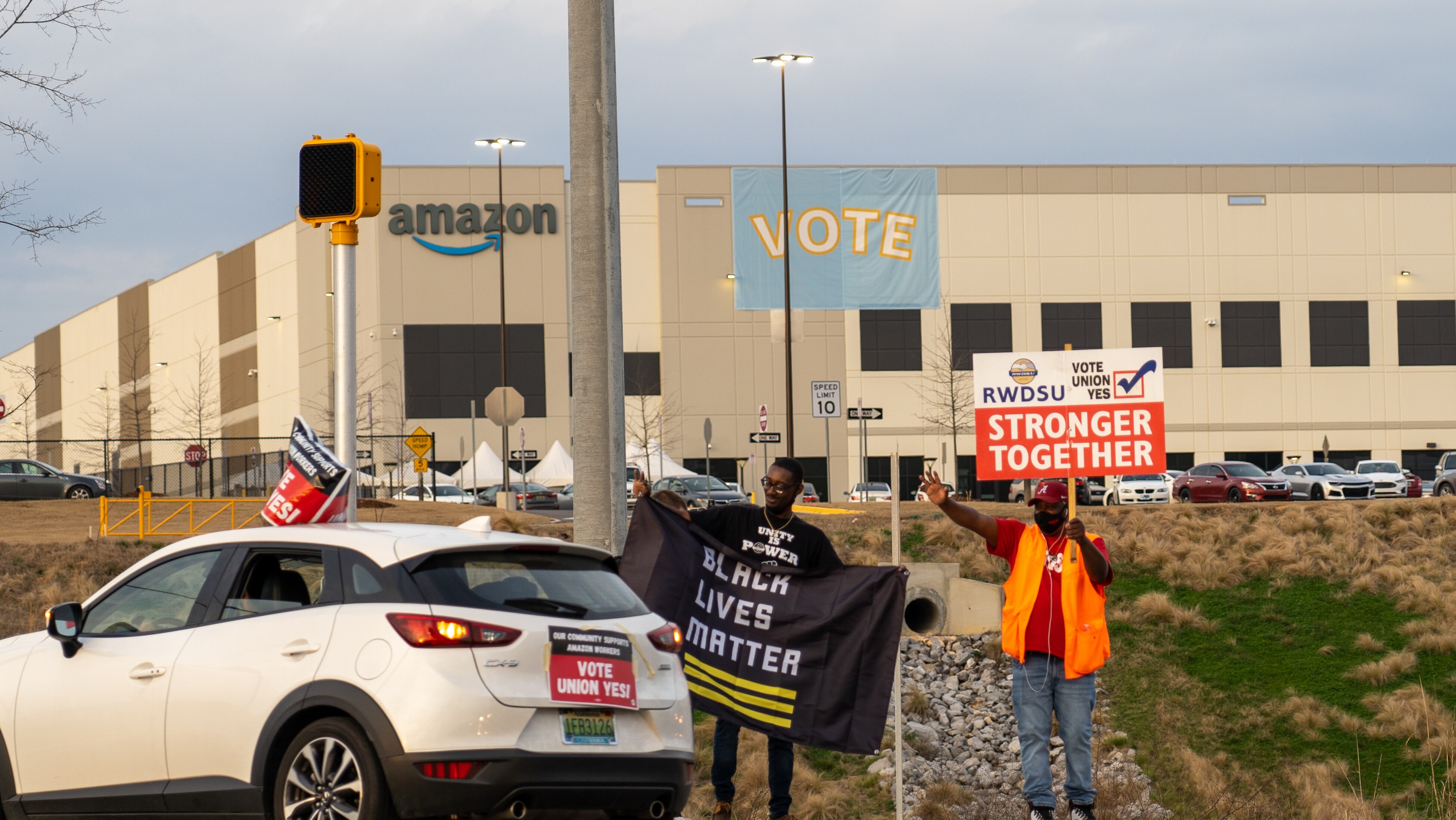 Amazon warehouse workers in Alabama pushed for a union. The world is ...