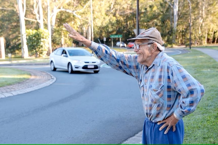 The legacy of the 'waving man' - ABC listen
