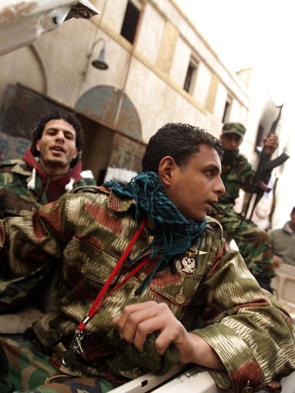 Libyan rebels holding British SAS unit: reports - ABC News