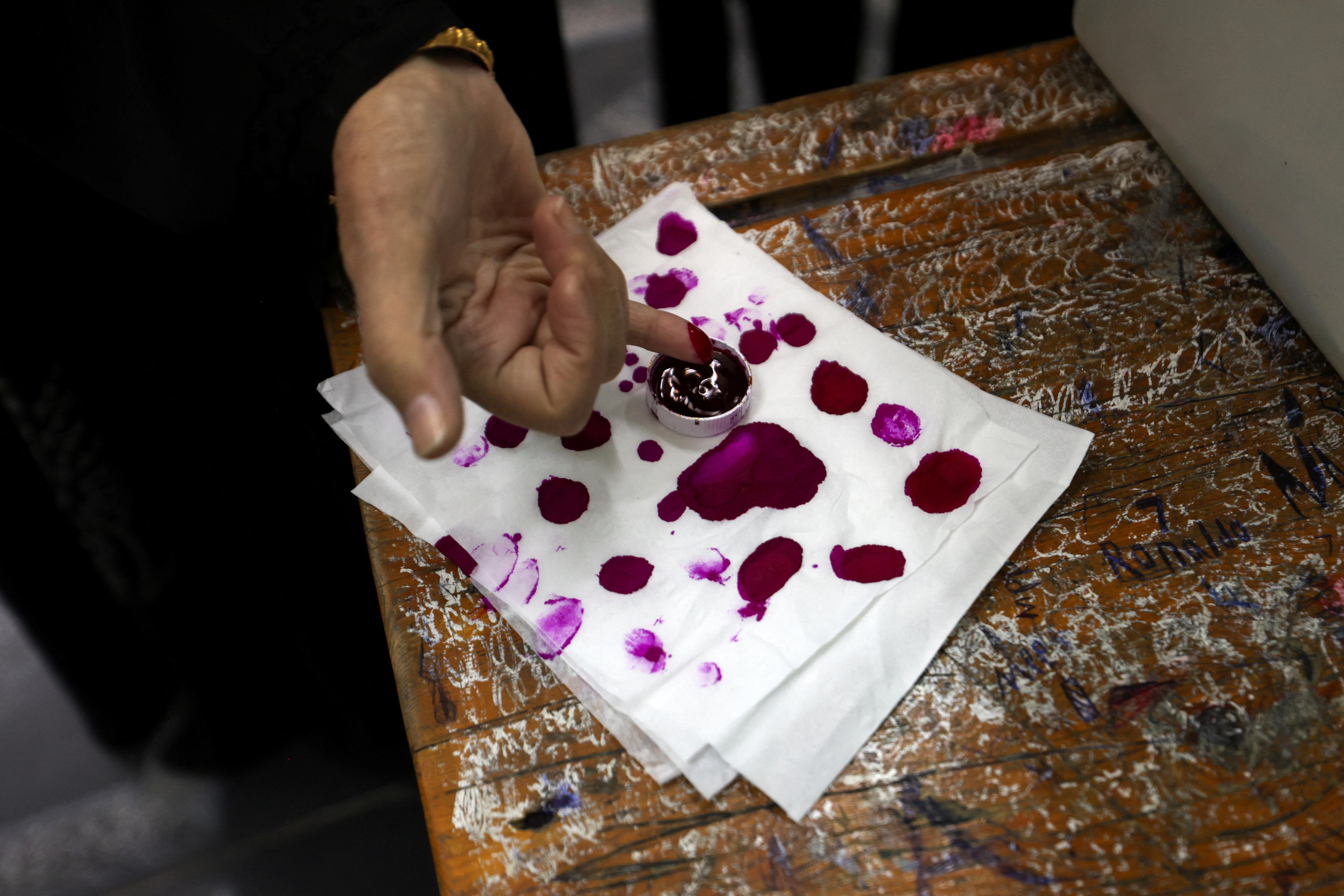 Egyptians vote in presidential election expected to deliver Abdel ...