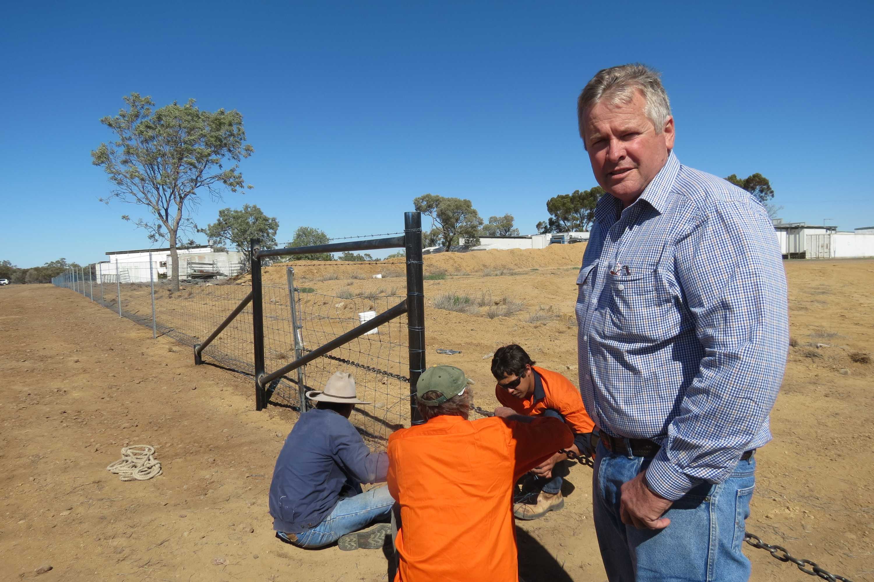 Training job seekers in pest fencing in preparation for drought's end ...