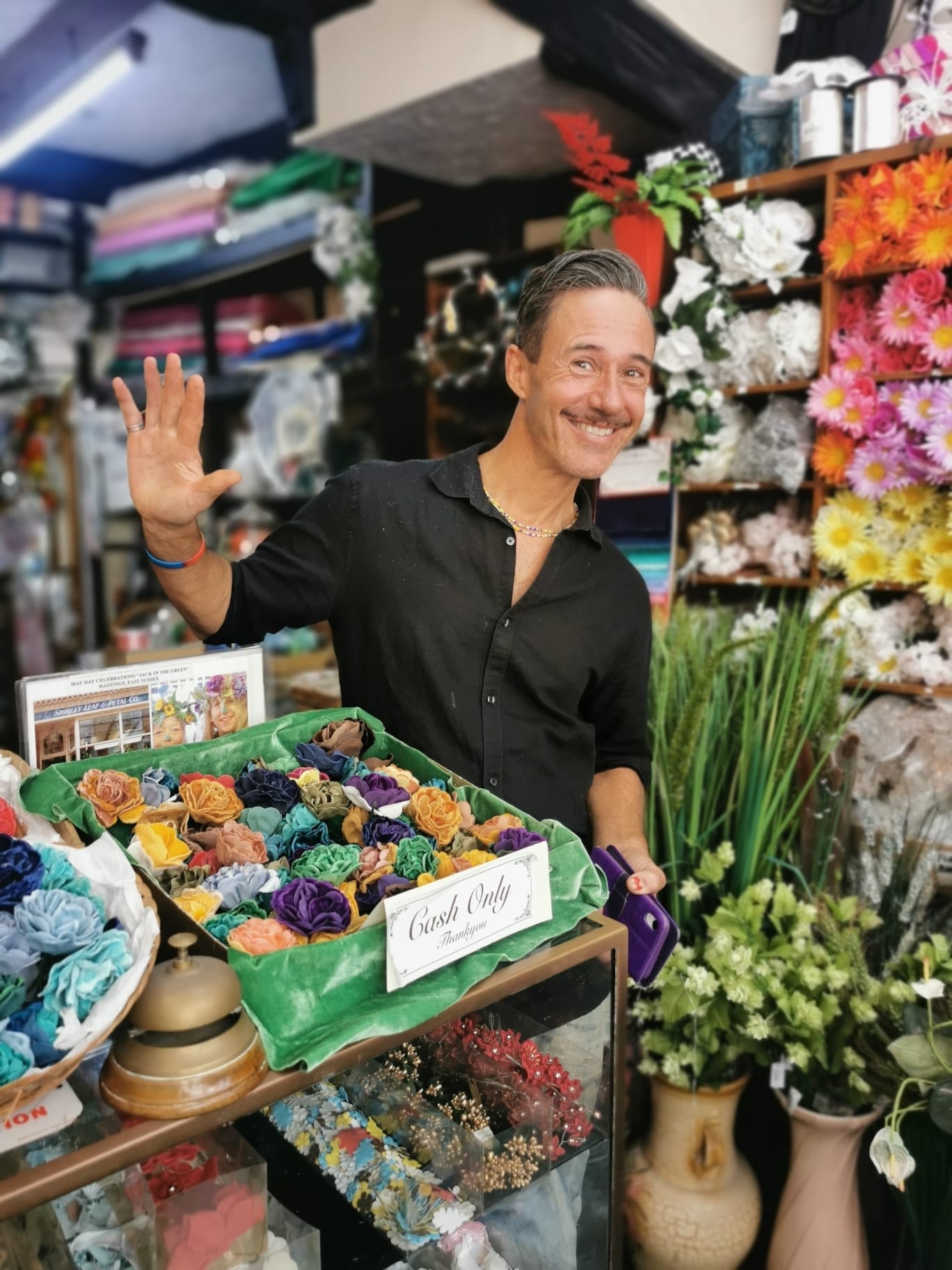 How a heritage quest led an Aussie to a vintage flower shop in England ...
