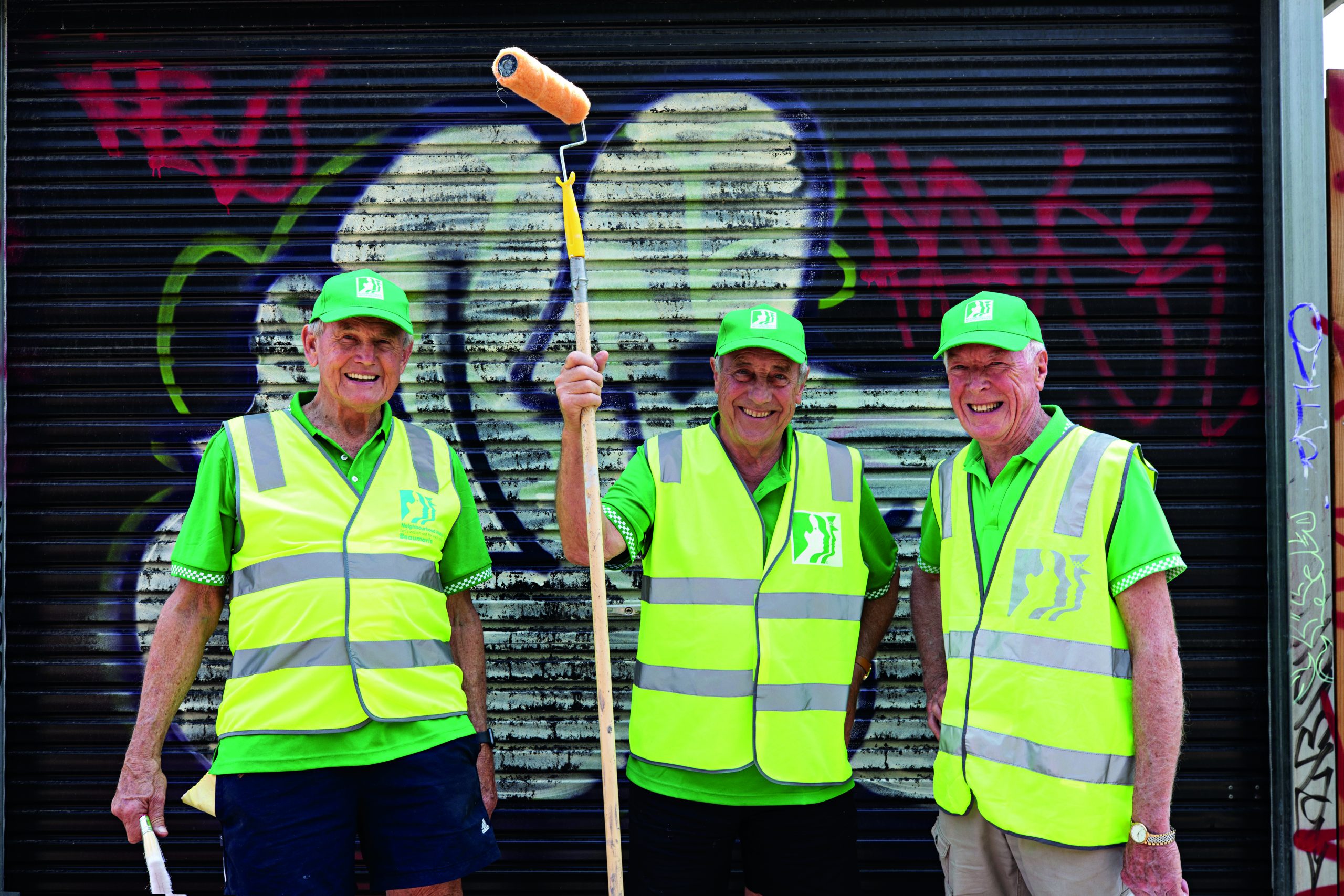 Volunteer 'graffiti busters' out to clean up Melbourne - ABC listen