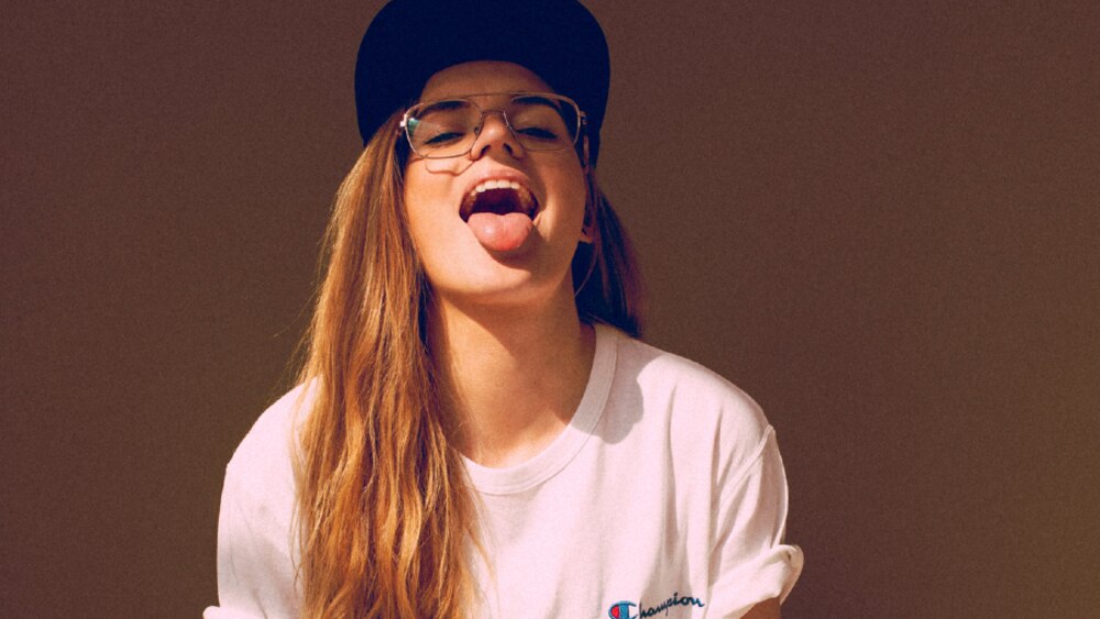 With About Us, G Flip finds comfort and growth in exploring dark ...