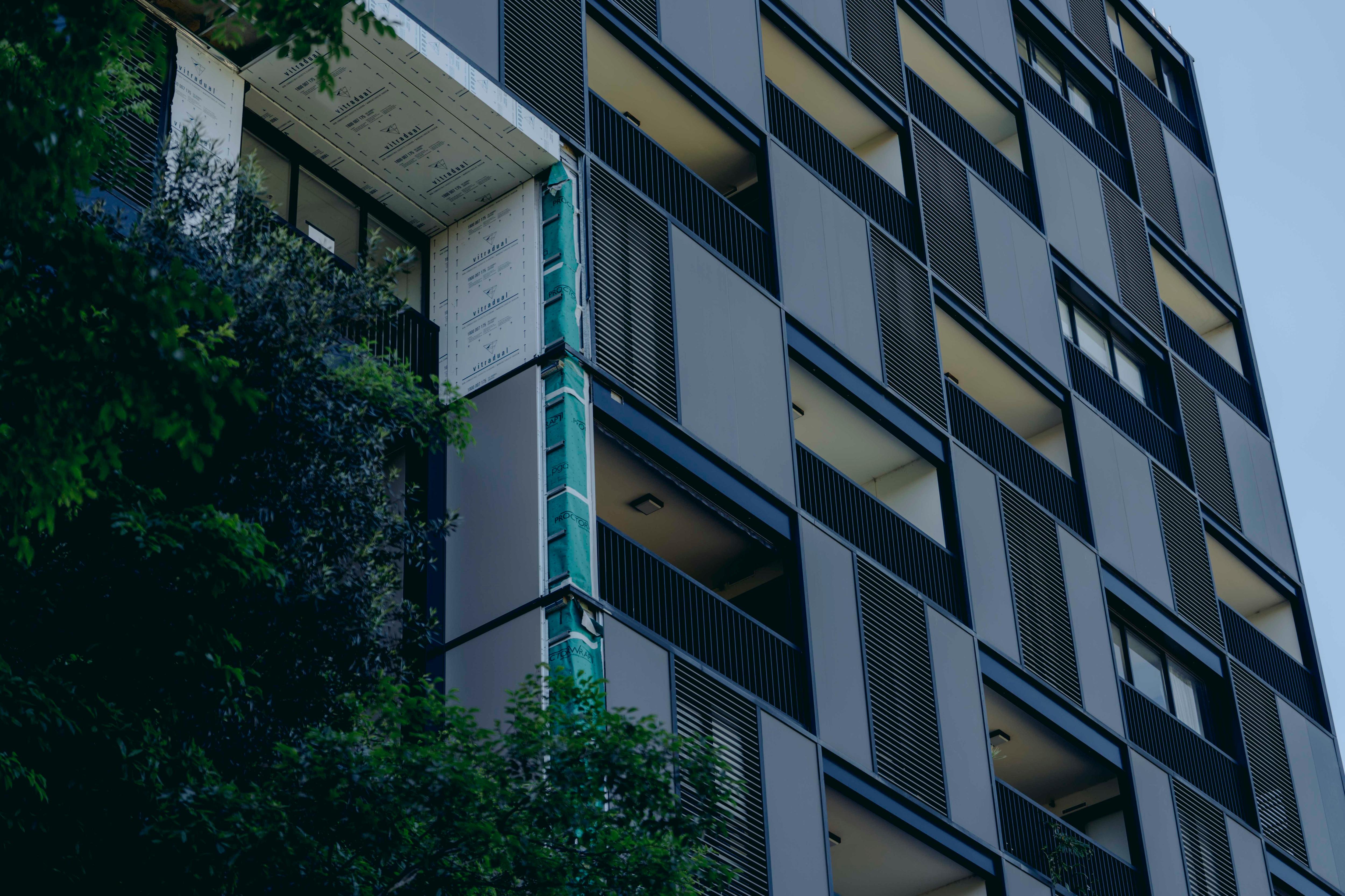 Dangerous flammable cladding still not removed from dozens of NSW high ...