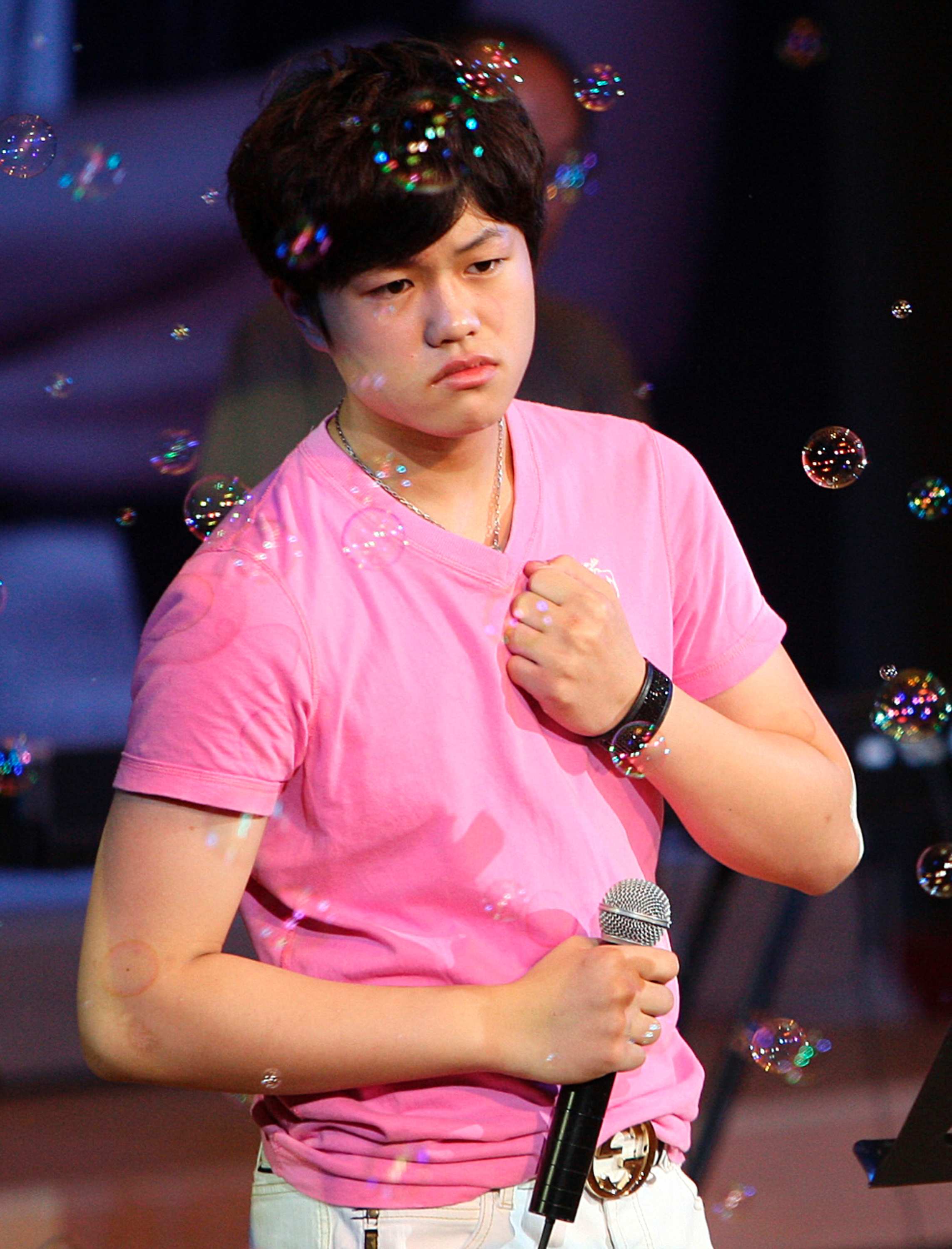 China jails famous couple's son Li Tianyi for gang rape in 'second ...