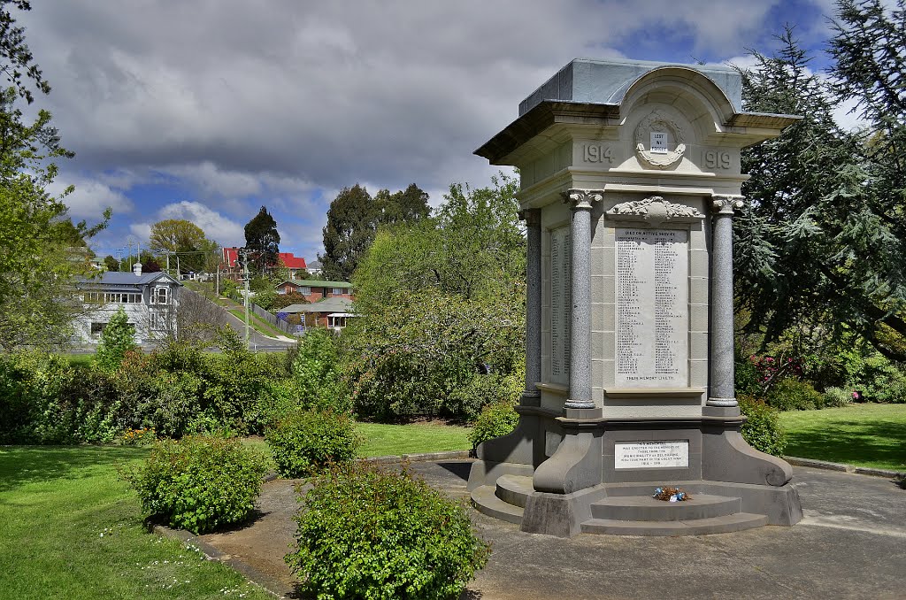 Anzac Day 2015: 11 amazing war memorials to visit in Tasmania this Anzac weekend - ABC News
