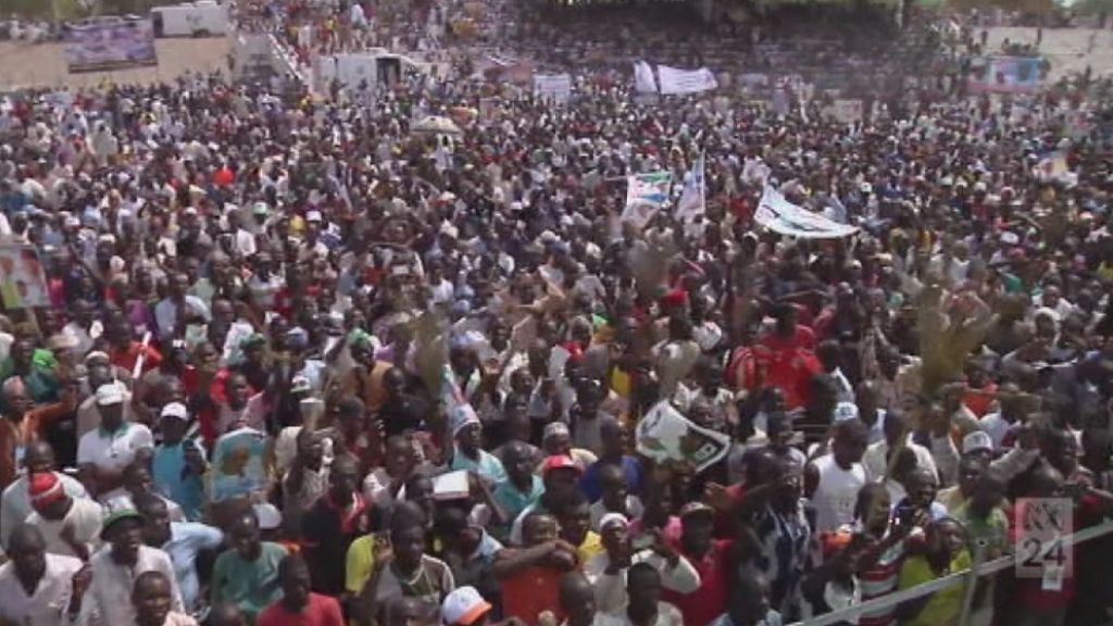 Nigerians vote for change - ABC News