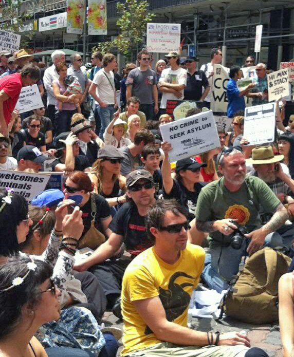 Perth protesters demonstrate in the city centre - ABC News