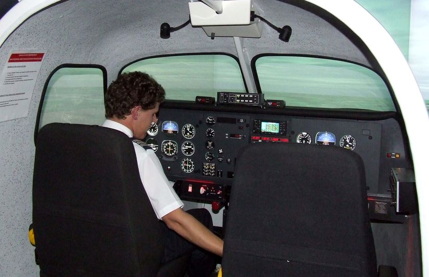 Pilot training centre touted as Asia-Pacific leader - ABC News