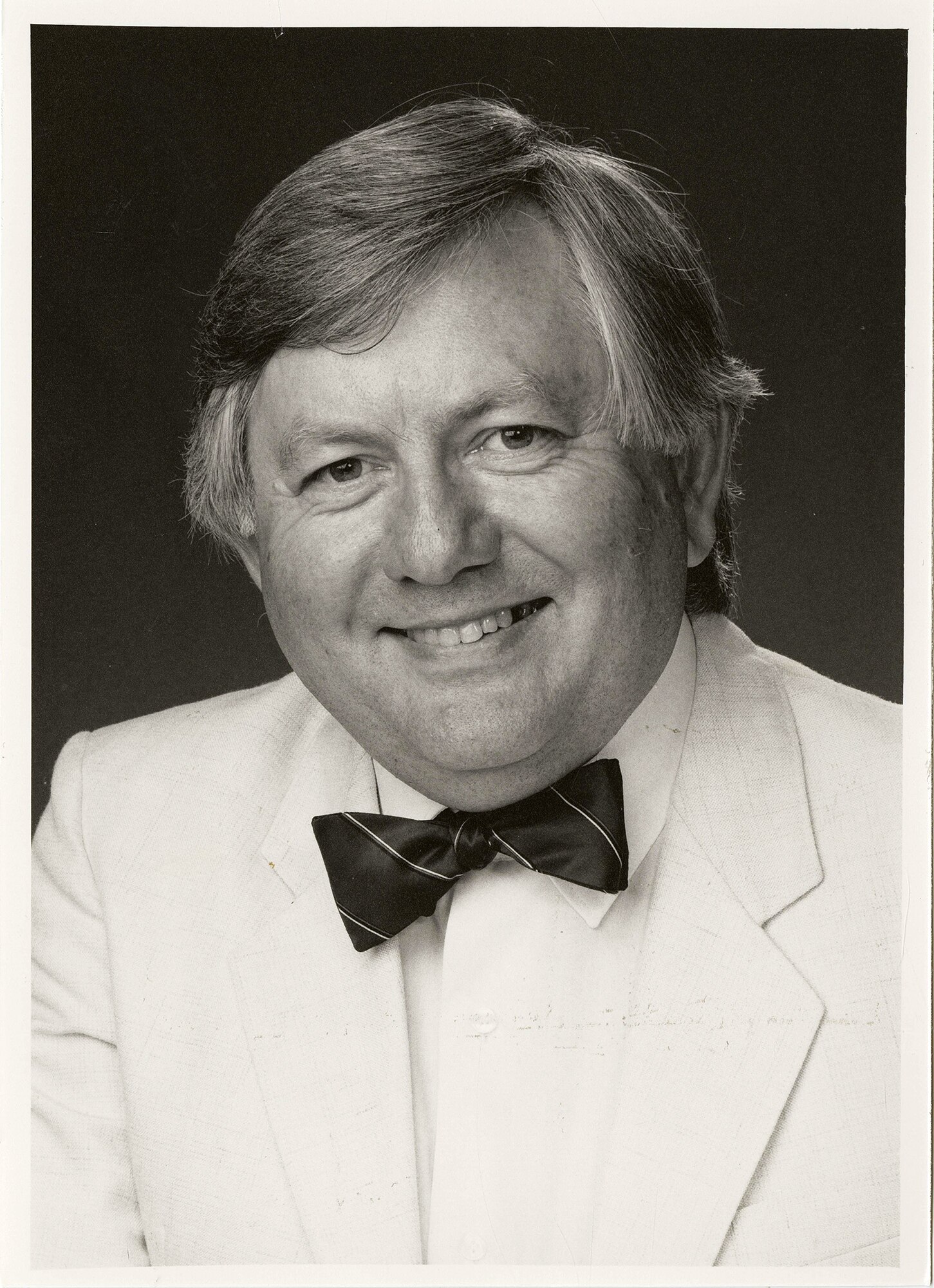 Philip Satchell, ABC presenter and master of the 'pregnant pause', dies ...