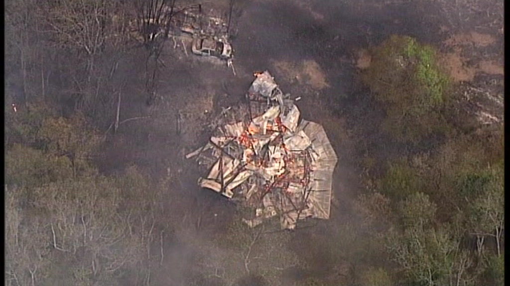 Houses destroyed in Bobin fire - ABC News