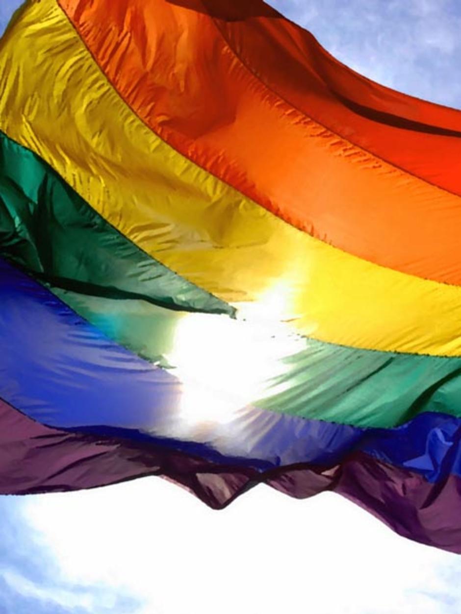 Your 'gaydar' is not only way off, it's harmful stereotyping, study ...