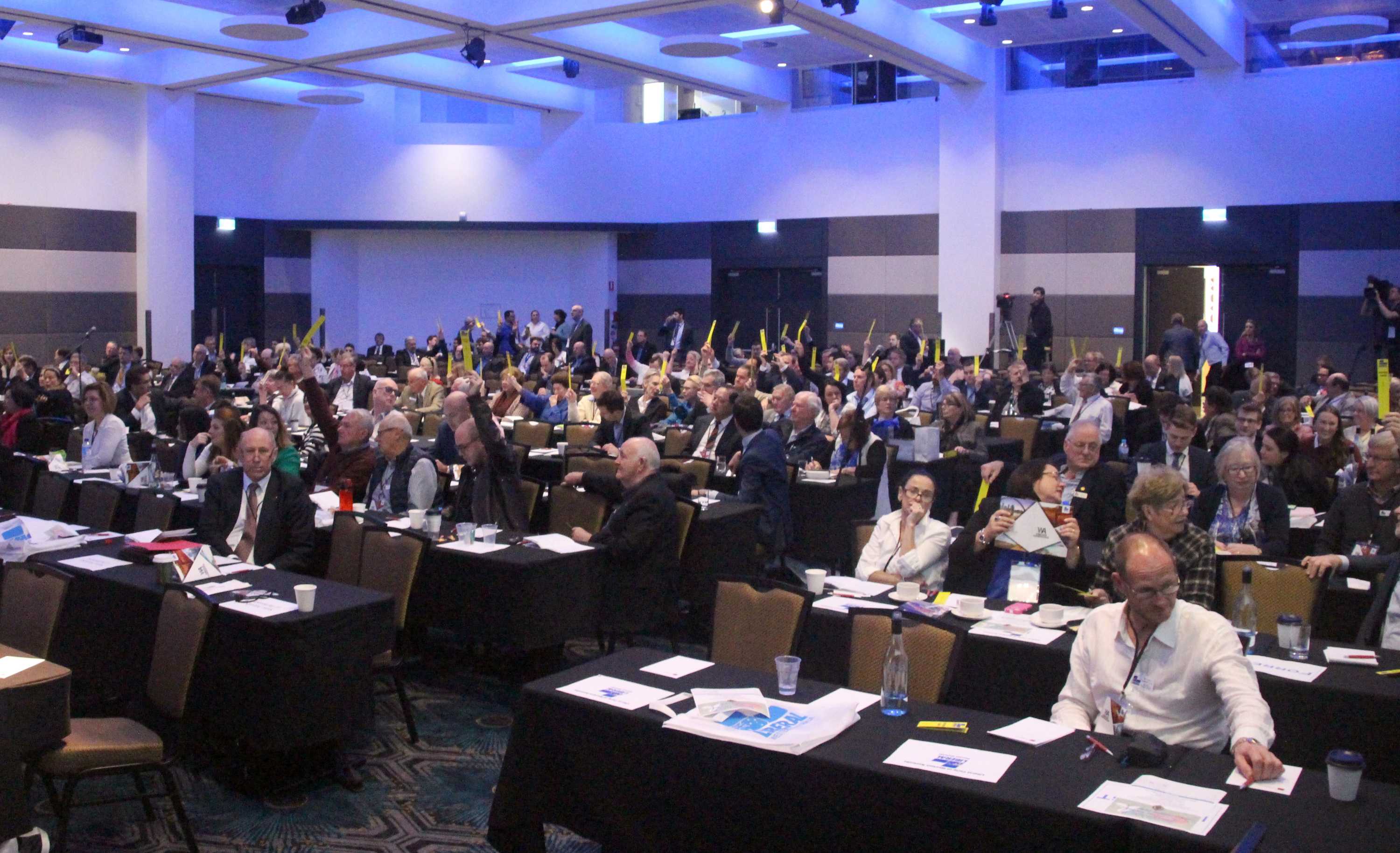 WA Liberal Party votes for watered-down secession motion - ABC News