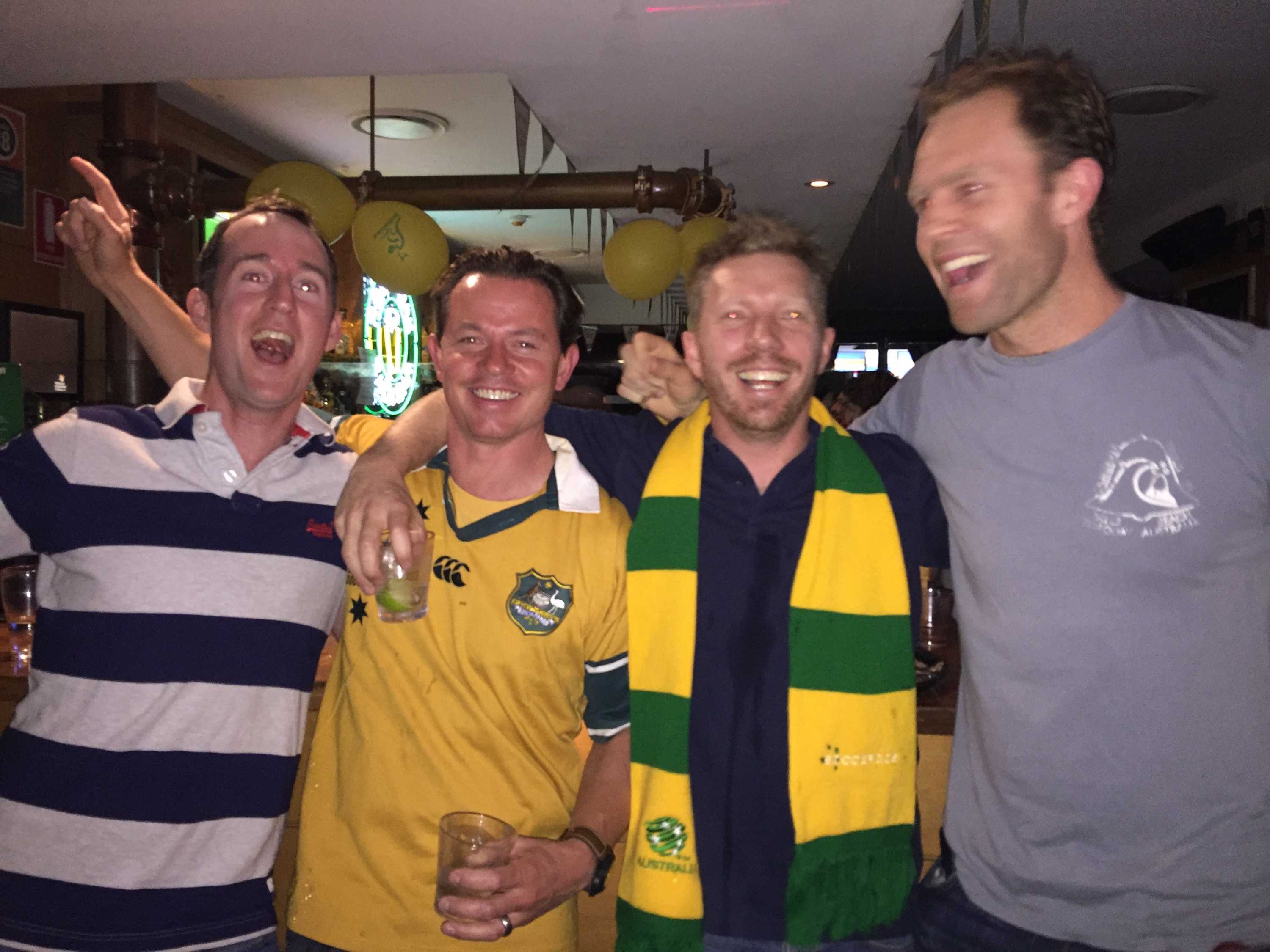 Rugby World Cup: Australian fans 'shattered' after All Blacks defeat ...