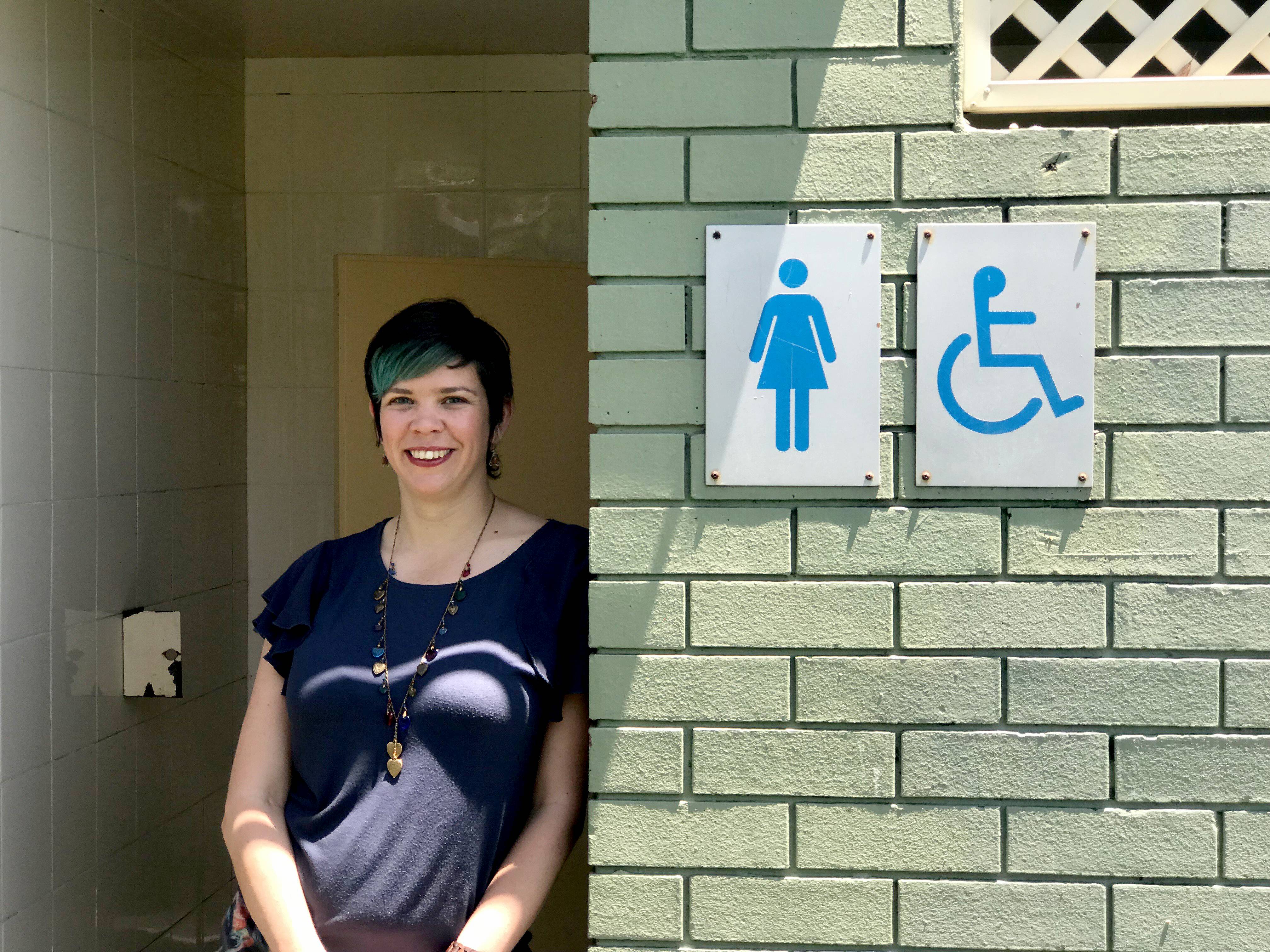 Toilet queues disproportionately impact women — but desperate times don ...